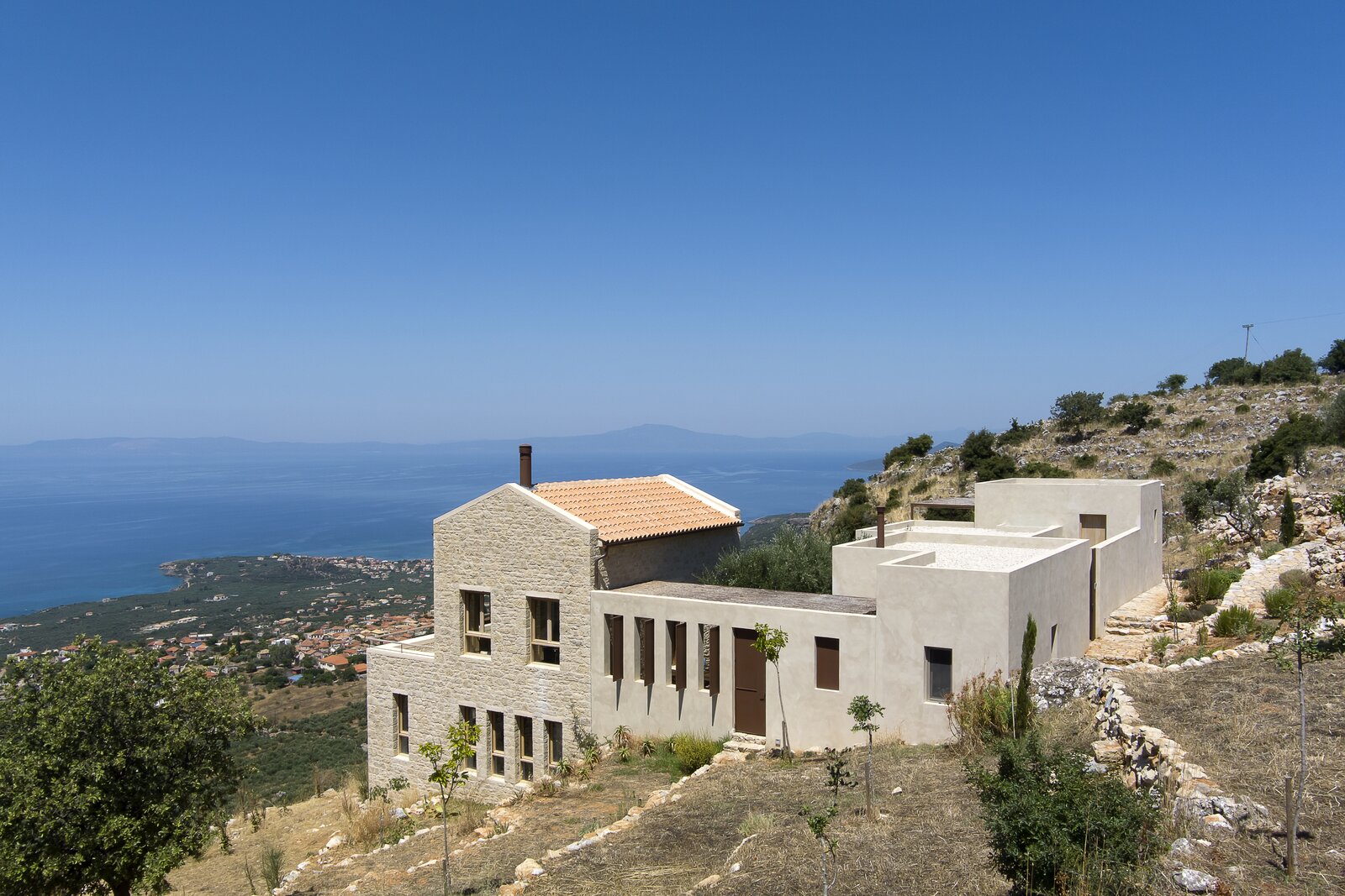 Photo 6 of 14 in Monastery House by Clare Guest - Dwell