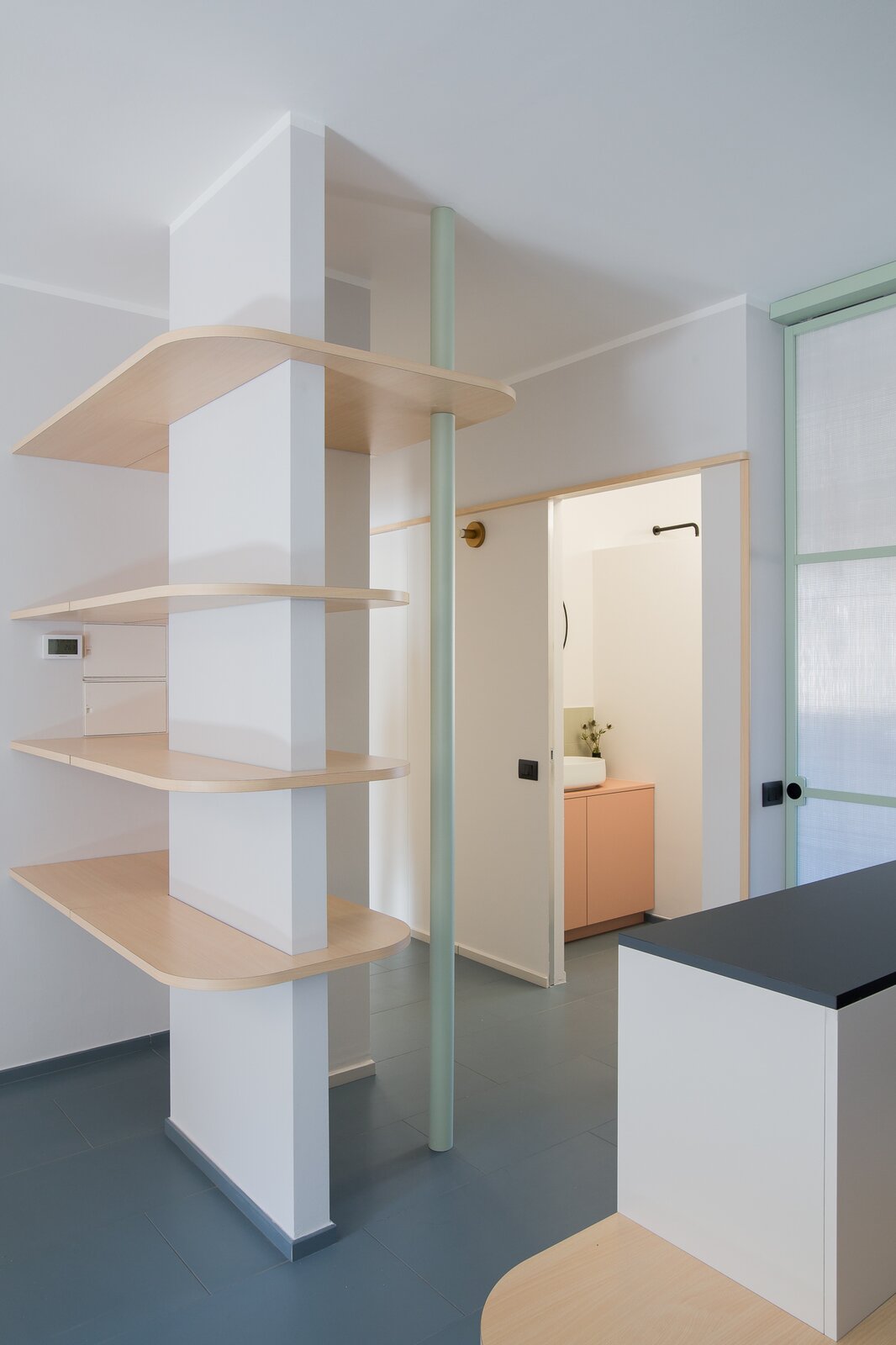 Photo 7 of 11 in TPM - A kitchen-island solution by Plateau ...