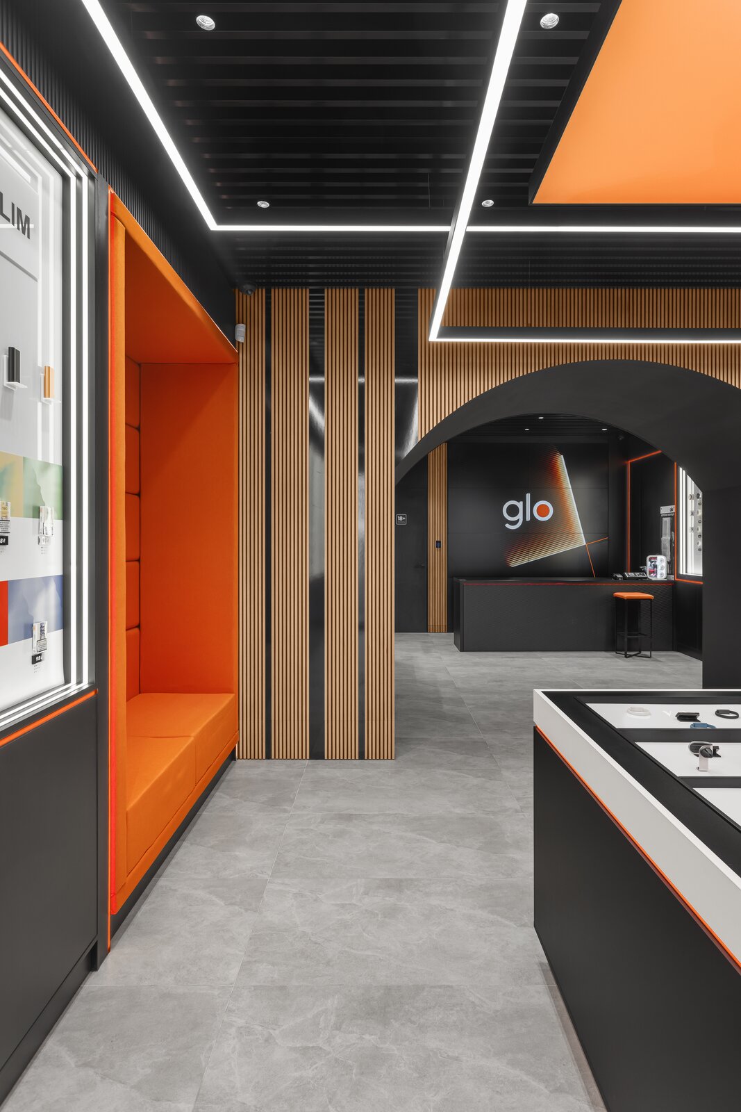 Photo 6 of 14 in Glo Store by ZIKZAK Architects - Dwell