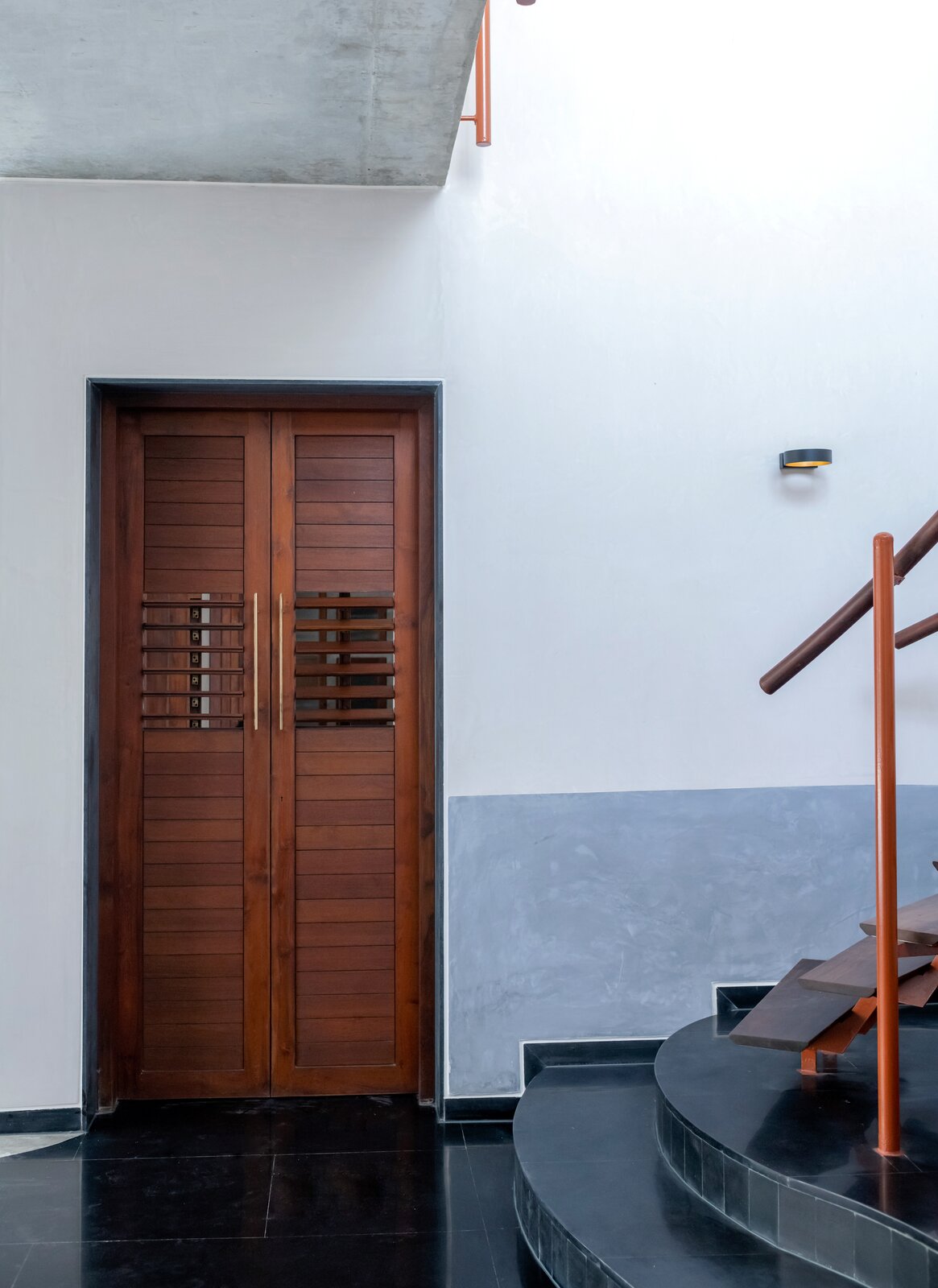 Photo 3 of 13 in Pirouette House by Compartment S4 - Dwell