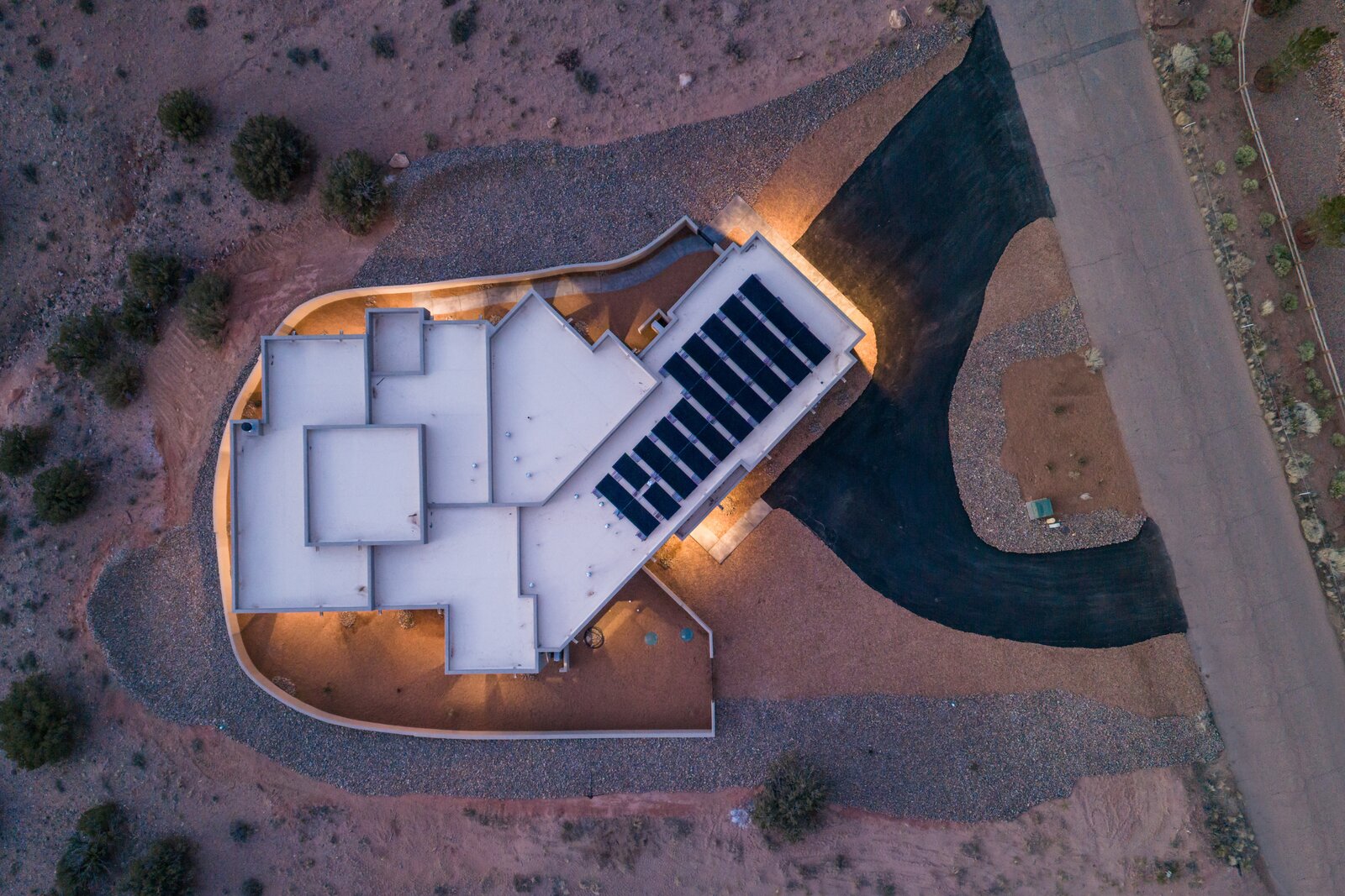 Photo 6 of 25 in Chamisa Casa by Evan Kinsley - Dwell