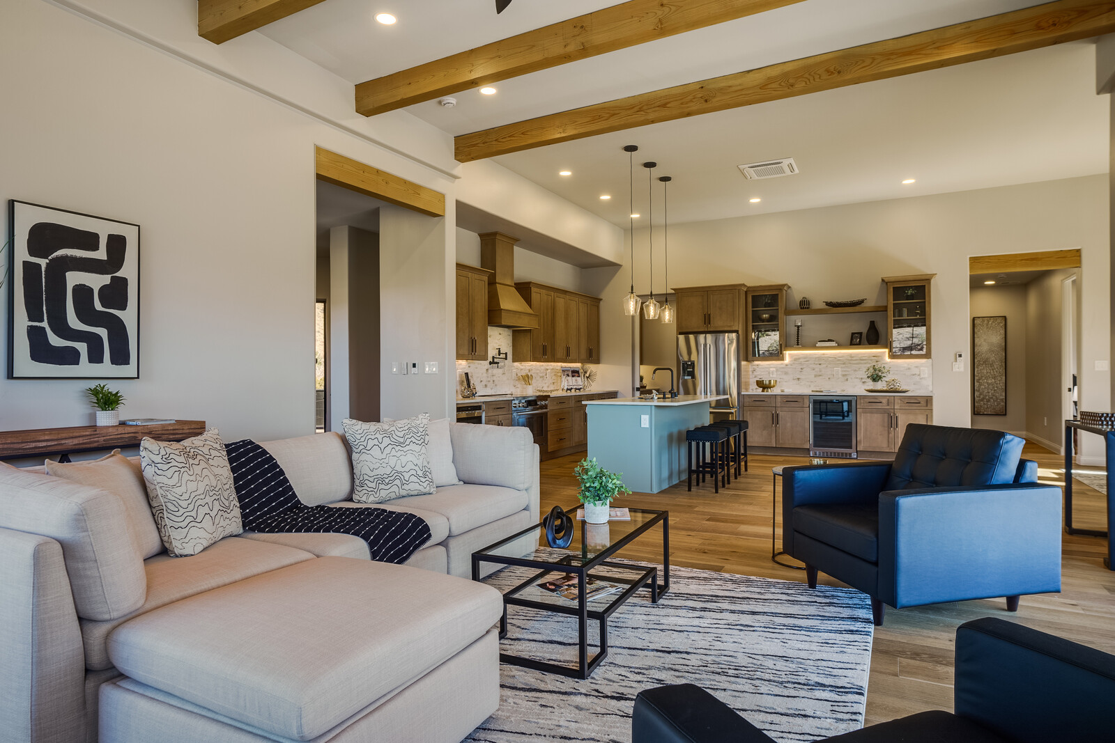 Photo 7 of 47 in Desert Willow Dwelling by Evan Kinsley - Dwell