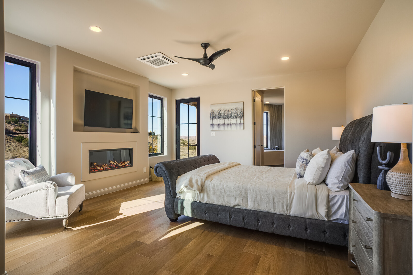 Photo 19 of 47 in Desert Willow Dwelling by Evan Kinsley - Dwell