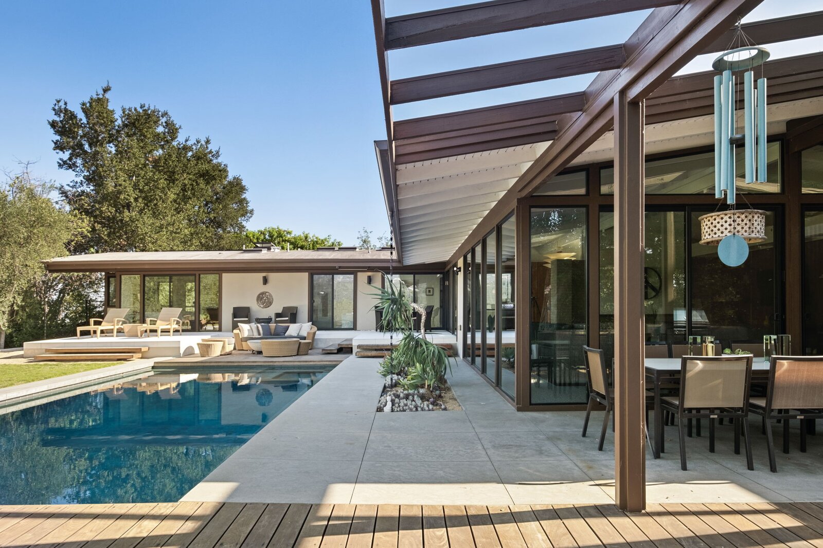 Photo 9 of 9 in Restored 1962 Buff and Hensman-Built Residence Lists ...