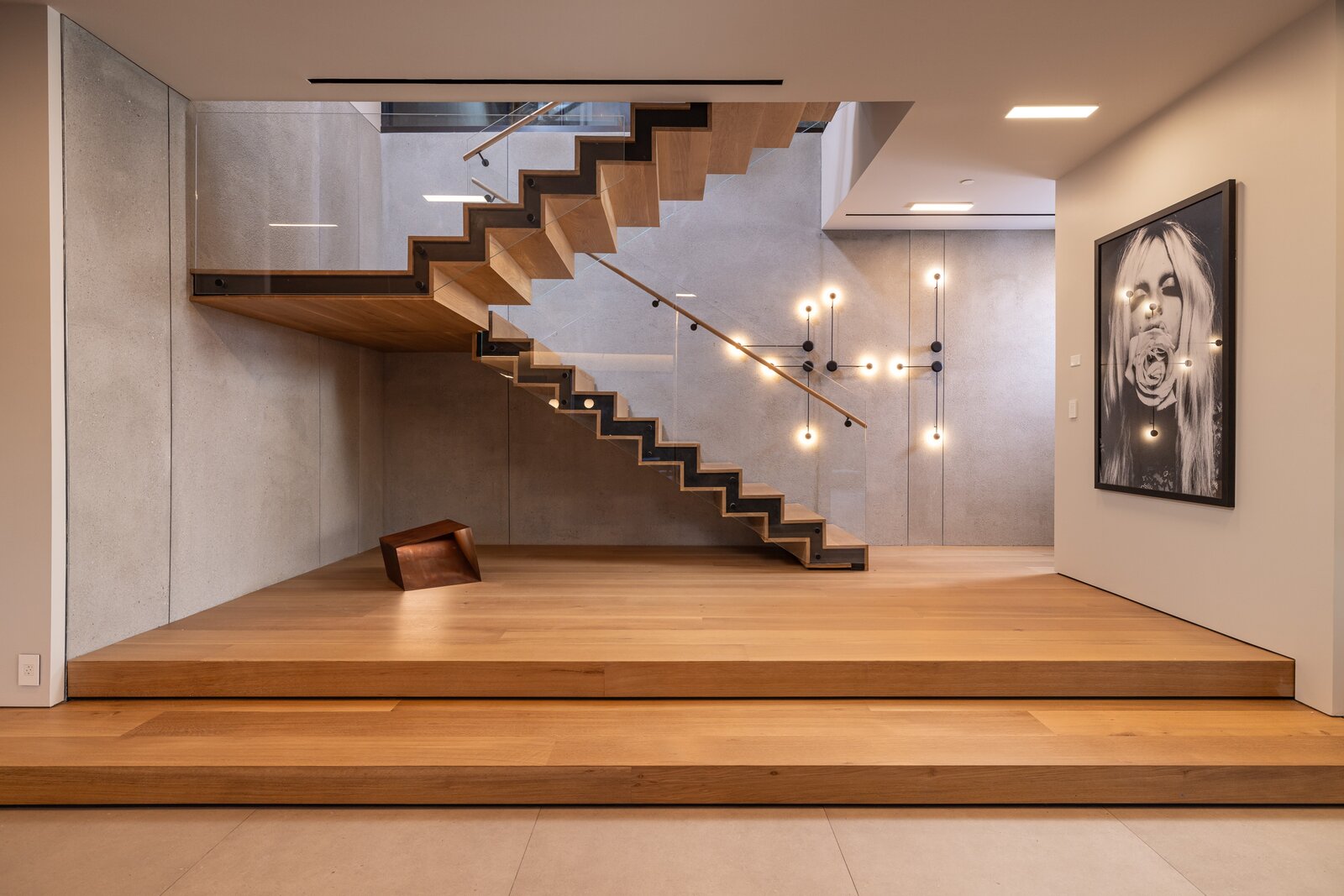 Photo 7 of 11 in Tag Front Architecture-Designed Modern Pool Residence ...