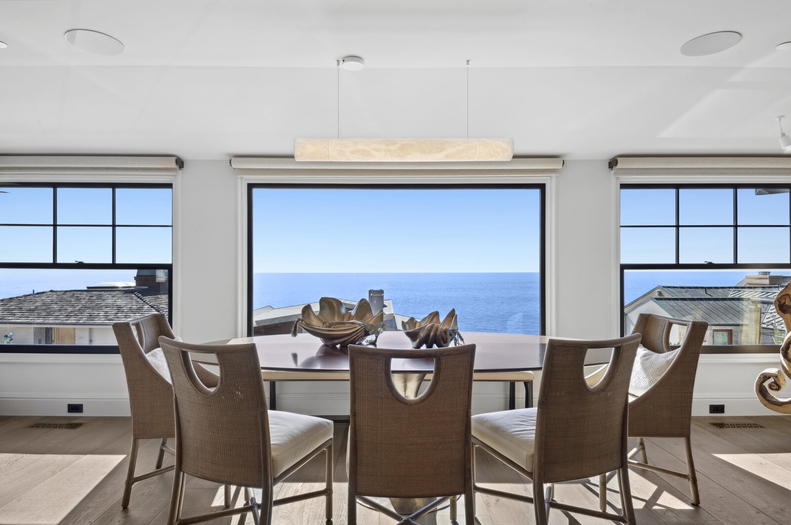 Photo 9 of 9 in Modern Ocean View Residence in Highly Desirable Laguna ...