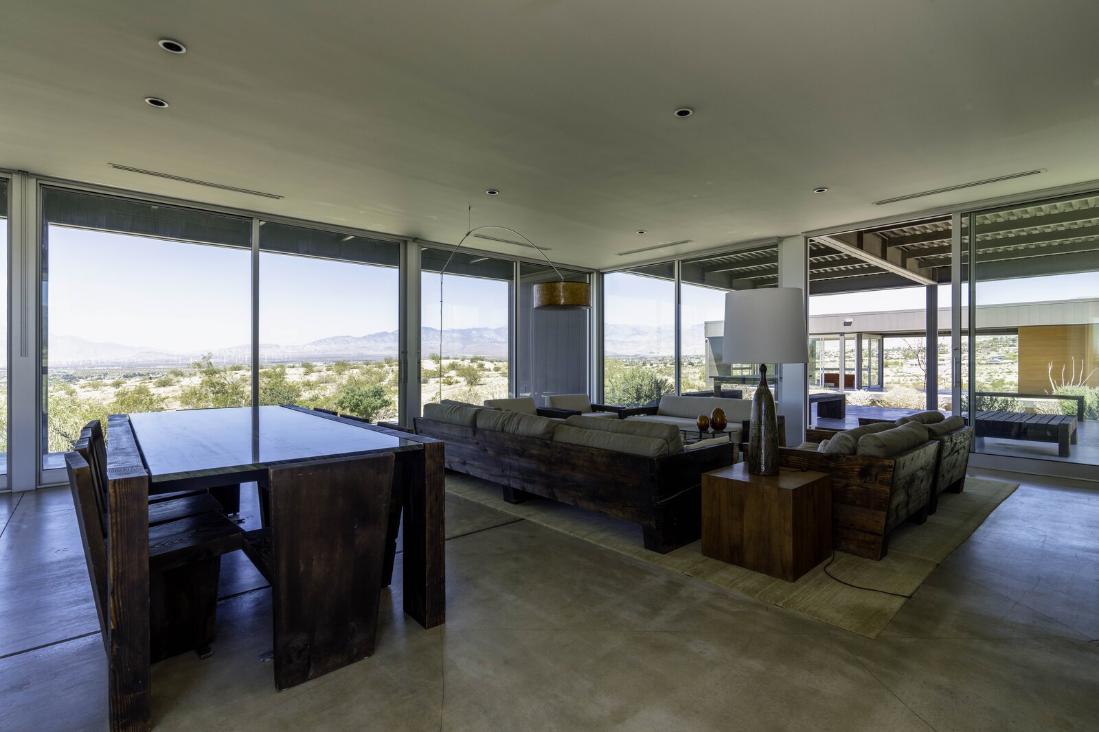 Photo 8 of 11 in Desert House, A Marmol-Radziner Mid-Century Modern ...