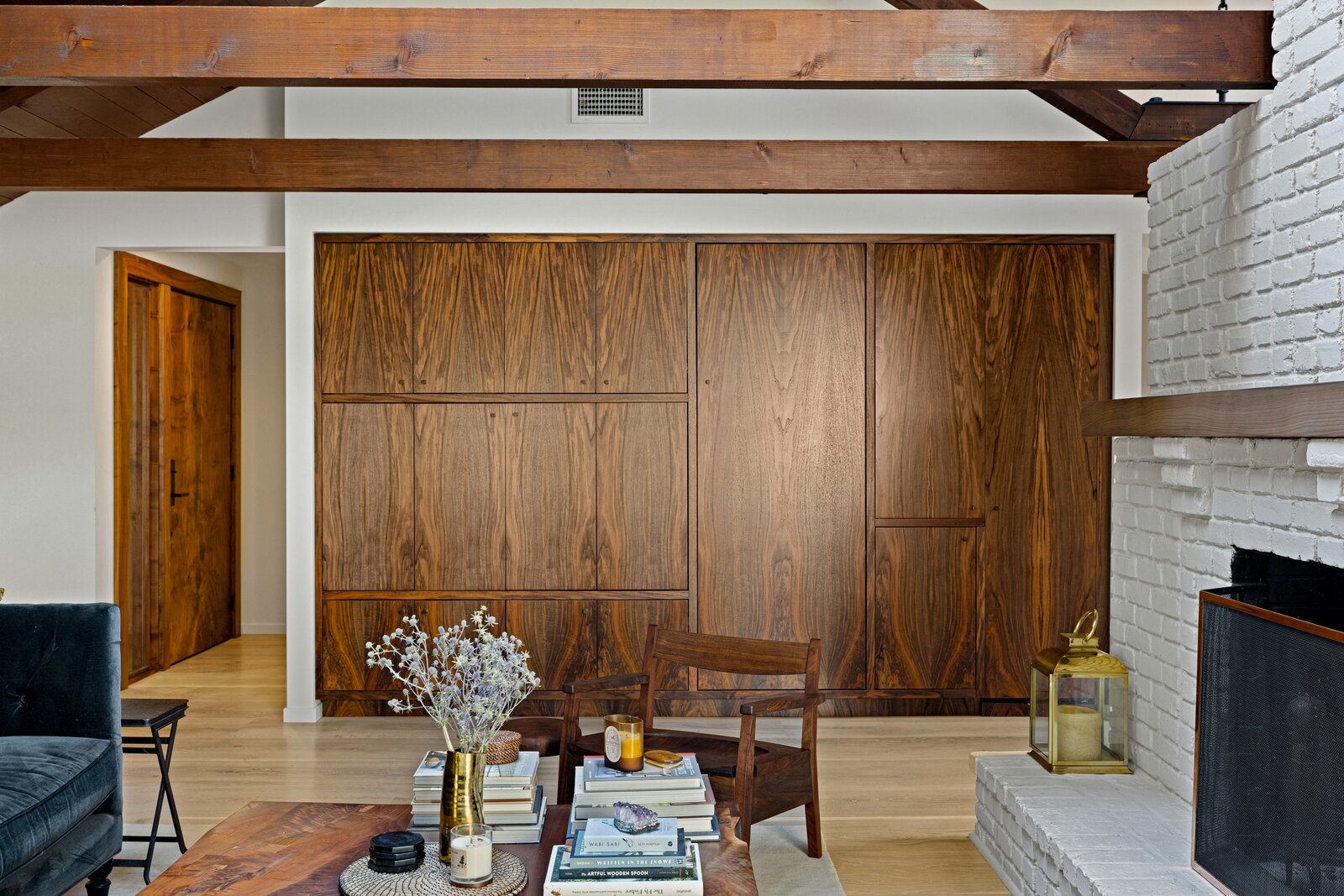 Photo 11 of 40 in The Goby Walnut House by Kirby Arkes - Dwell