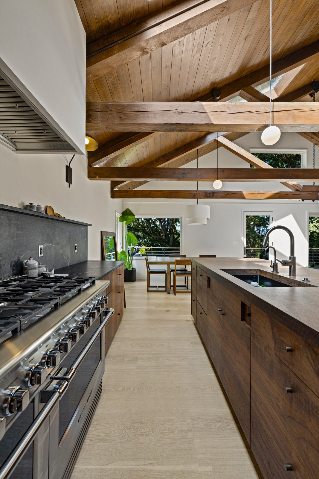 Photo 19 of 40 in The Goby Walnut House by Kirby Arkes - Dwell