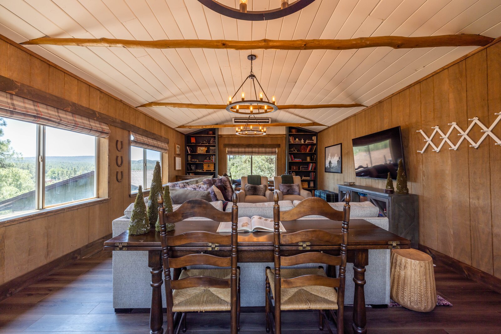 Photo 6 of 127 in Ridge Trail Ranch by Robyn Patterson - Dwell