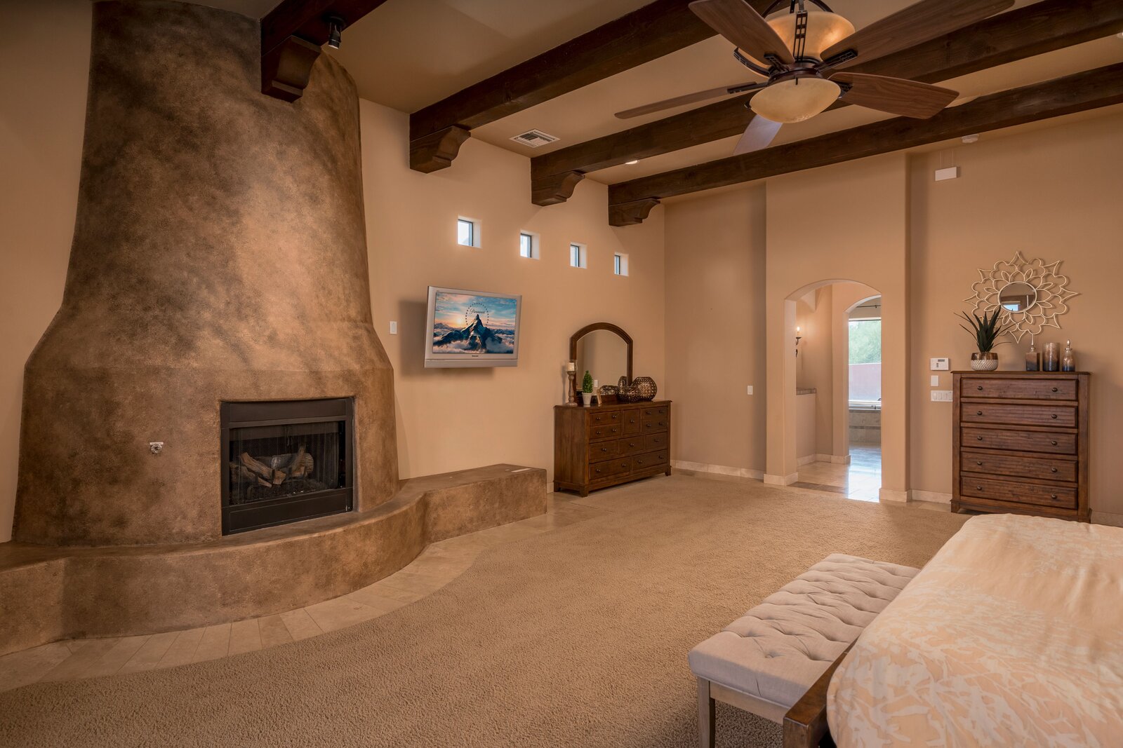 Photo 17 of 22 in Casa Roy Rogers by Luxury Villas Collection - Dwell