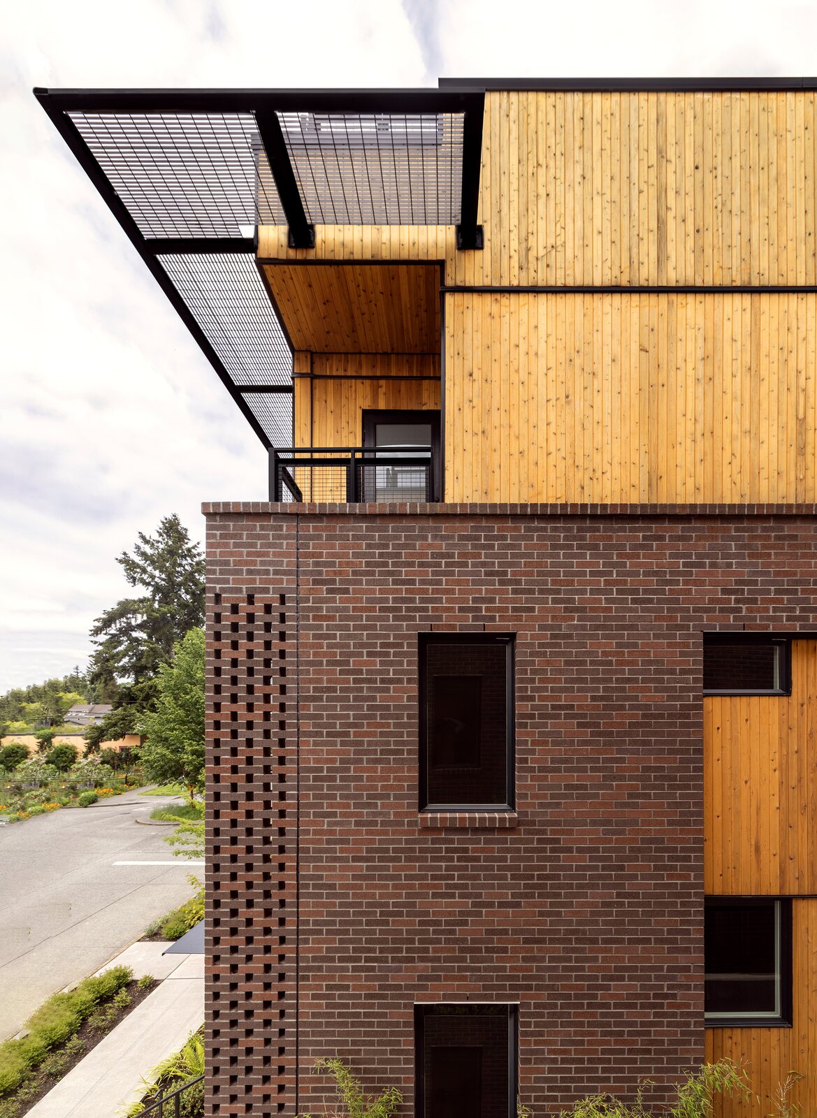Photo 4 of 9 in Winston Townhomes by Johnston Architects - Dwell