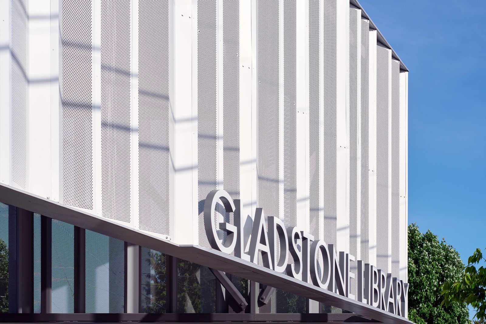 Photo 8 of 15 in Gladstone Library by Johnston Architects - Dwell