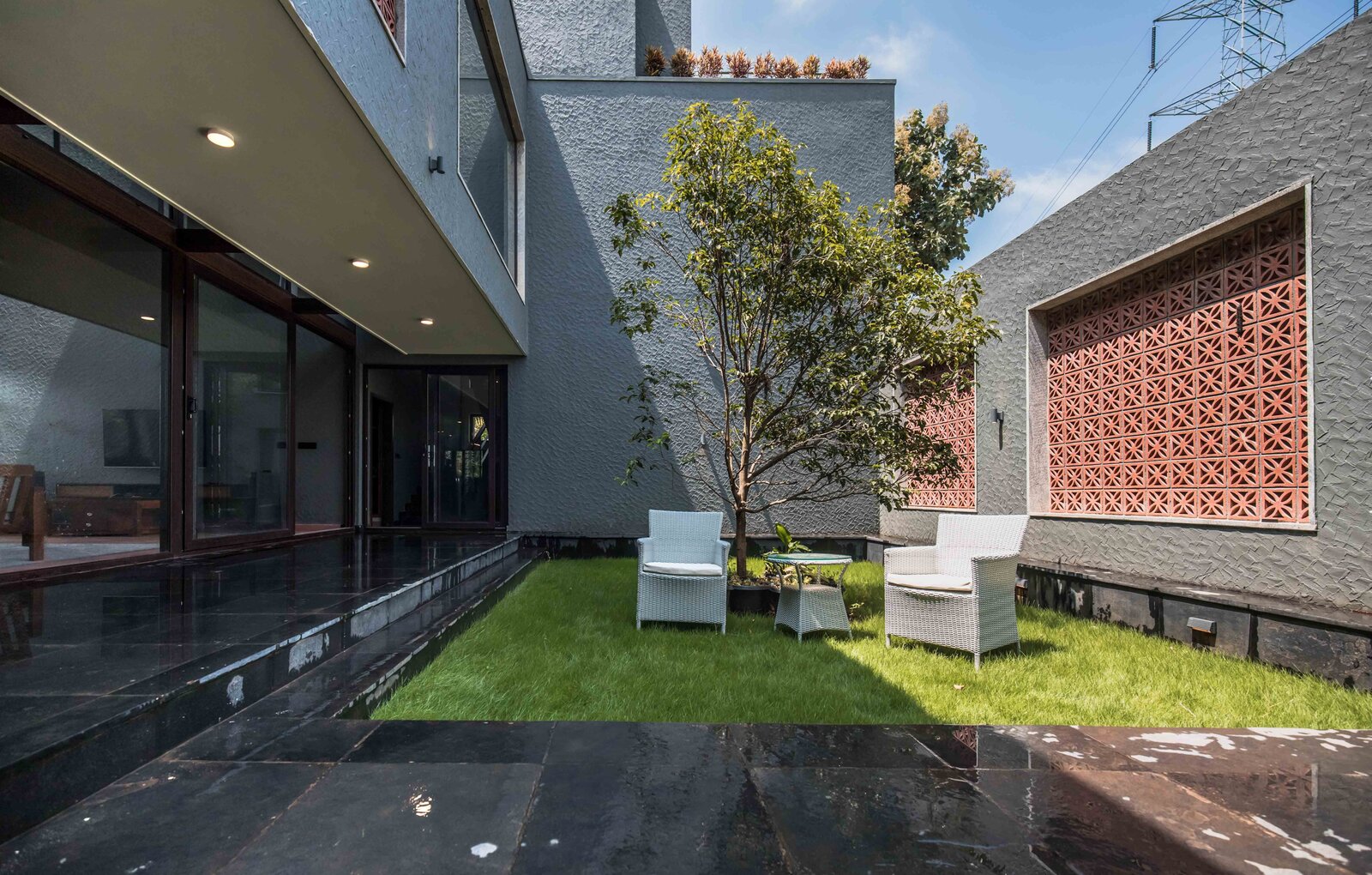 Photo 9 of 22 in The Grey Grotto by Sudeep Dev - Dwell