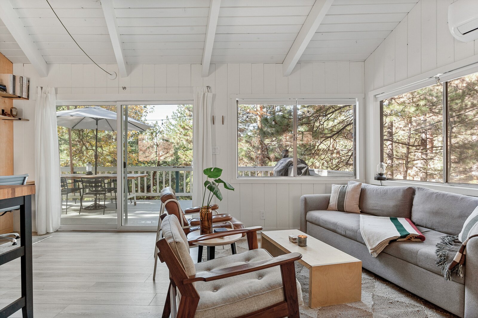 Photo 10 of 22 in Canopy Cabin by Paige Kershaw - Dwell