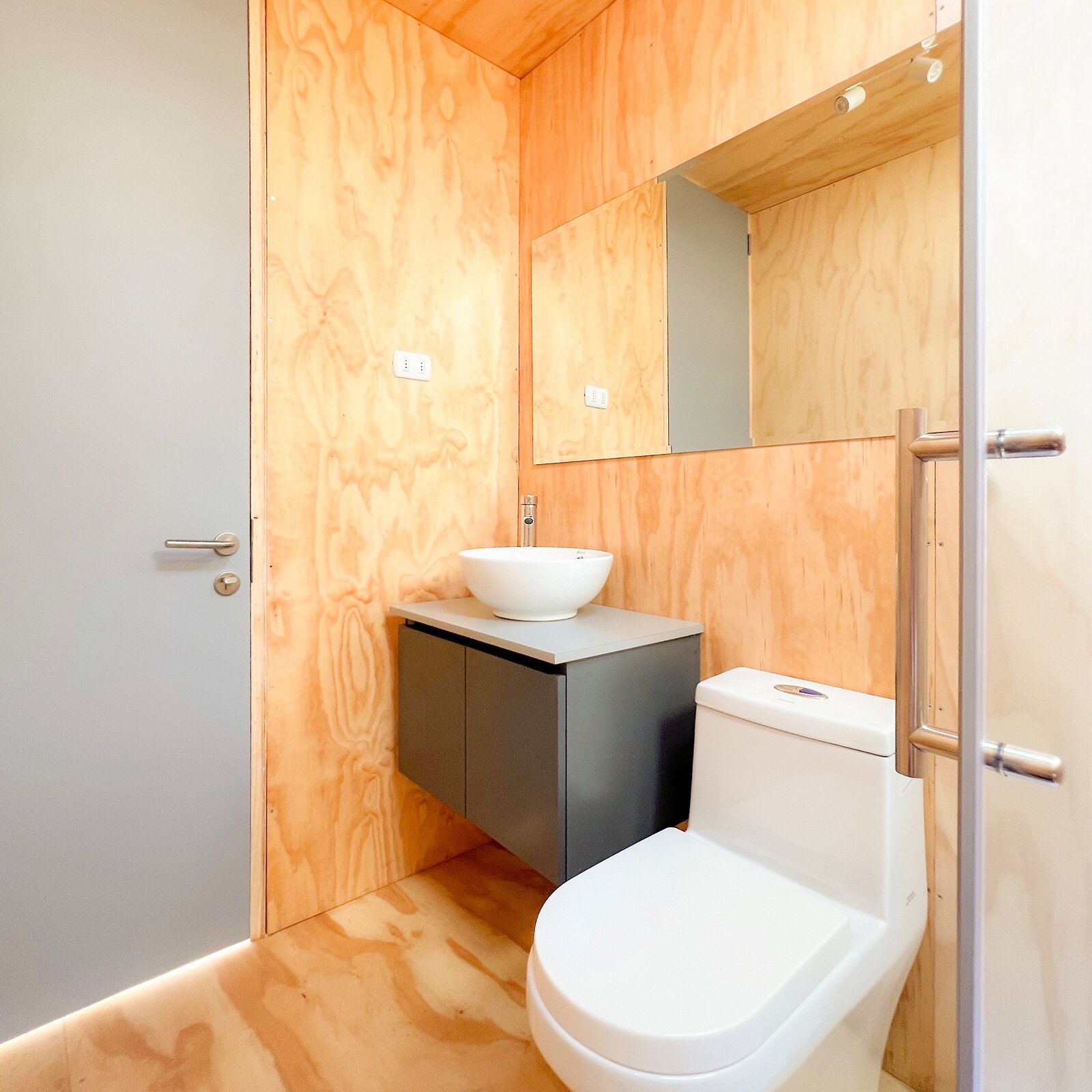 Photo 5 of 9 in Moblock A-36 Cabin by Sebastian Olcay Salazar - Dwell