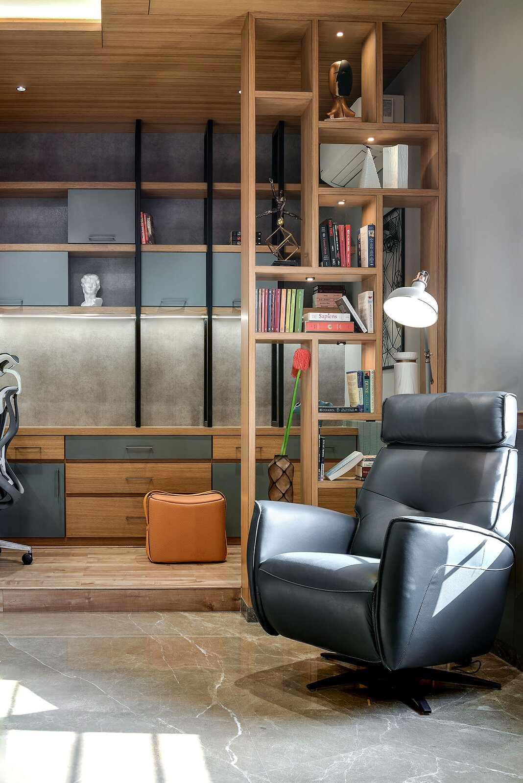 Photo 4 of 16 in Shah residence by Ar. Bina Shah - Dwell