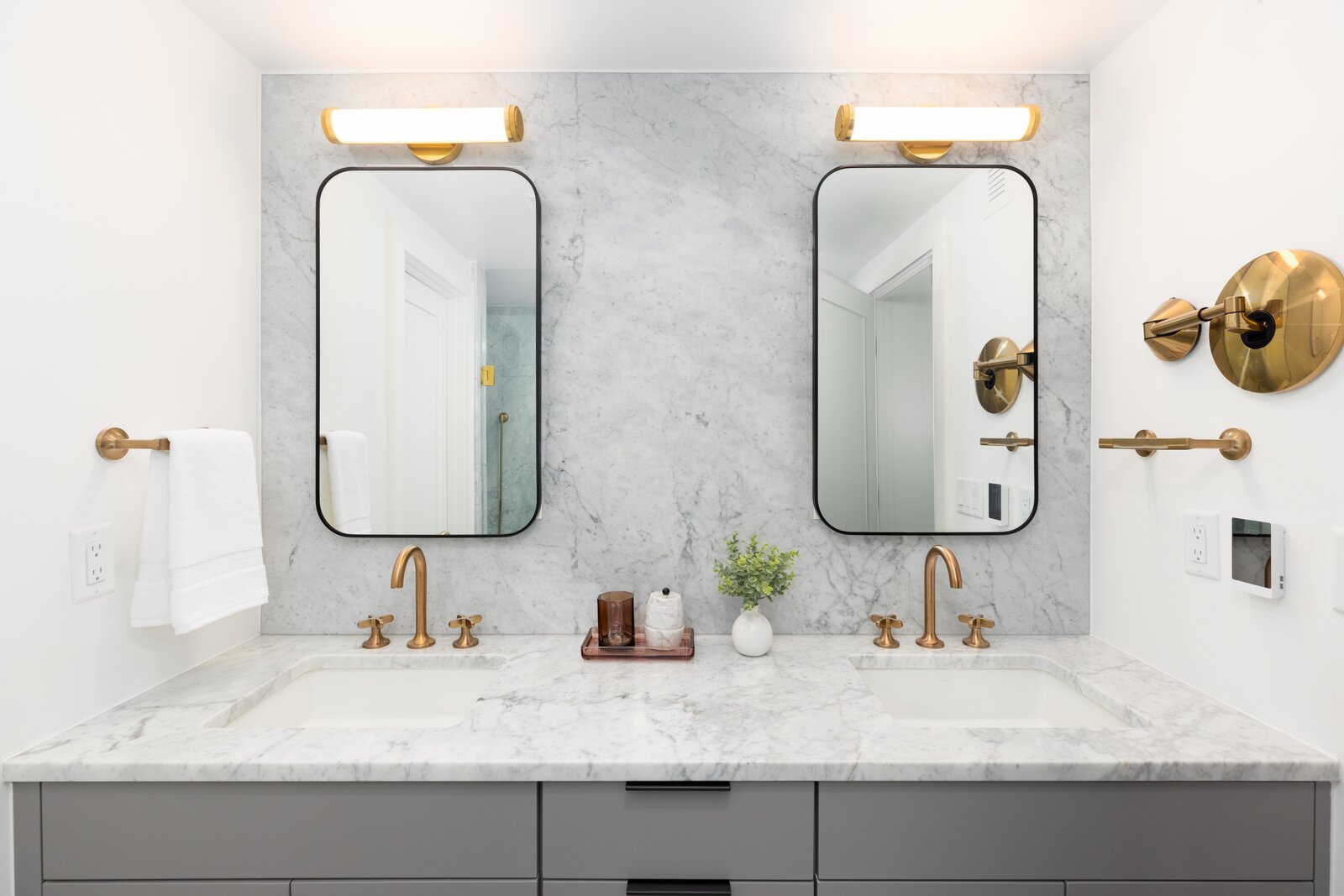 Photo 9 of 14 in Humboldt St. Modern Home Remodel by Factor Design ...