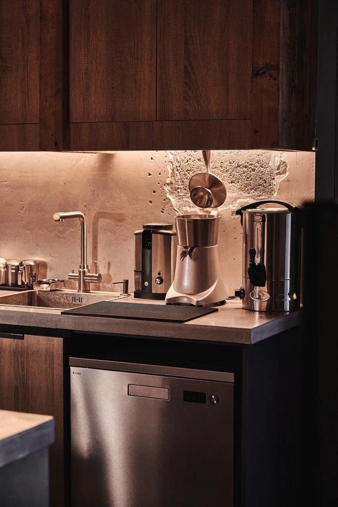 Photo 6 of 16 in Little cafe by Pavel Alekseev - Dwell