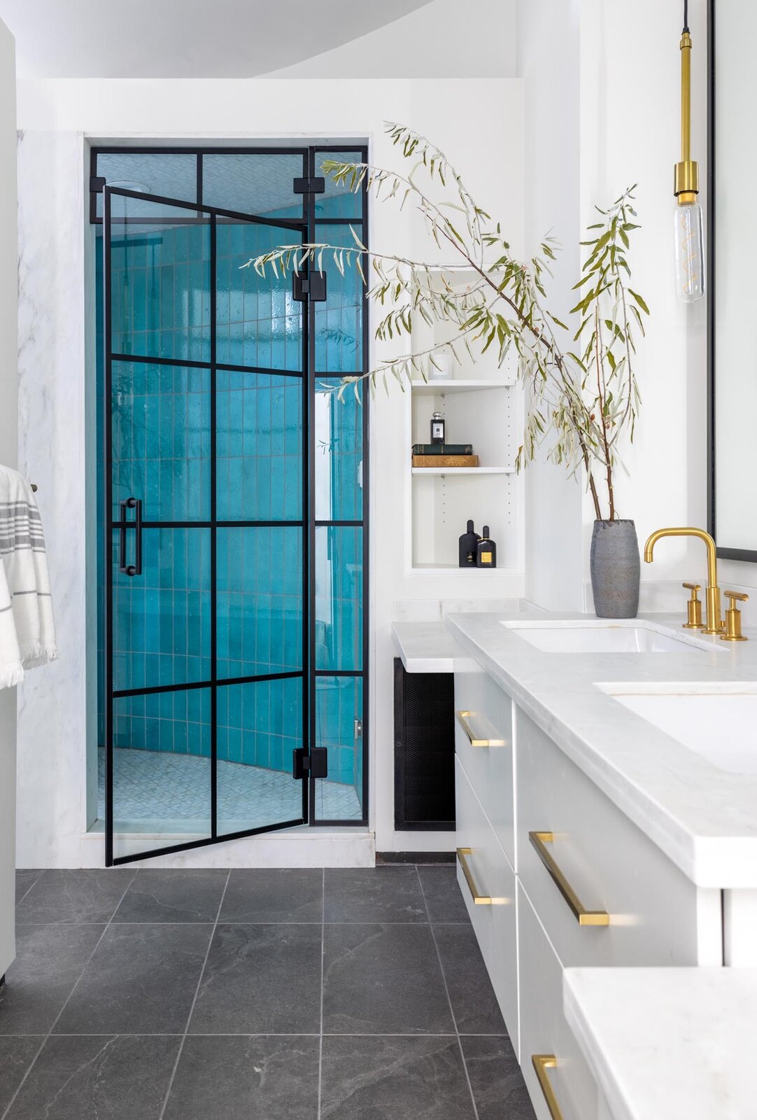 Photo 13 of 27 in Flour Mill Loft by Fantastic Frank - Dwell