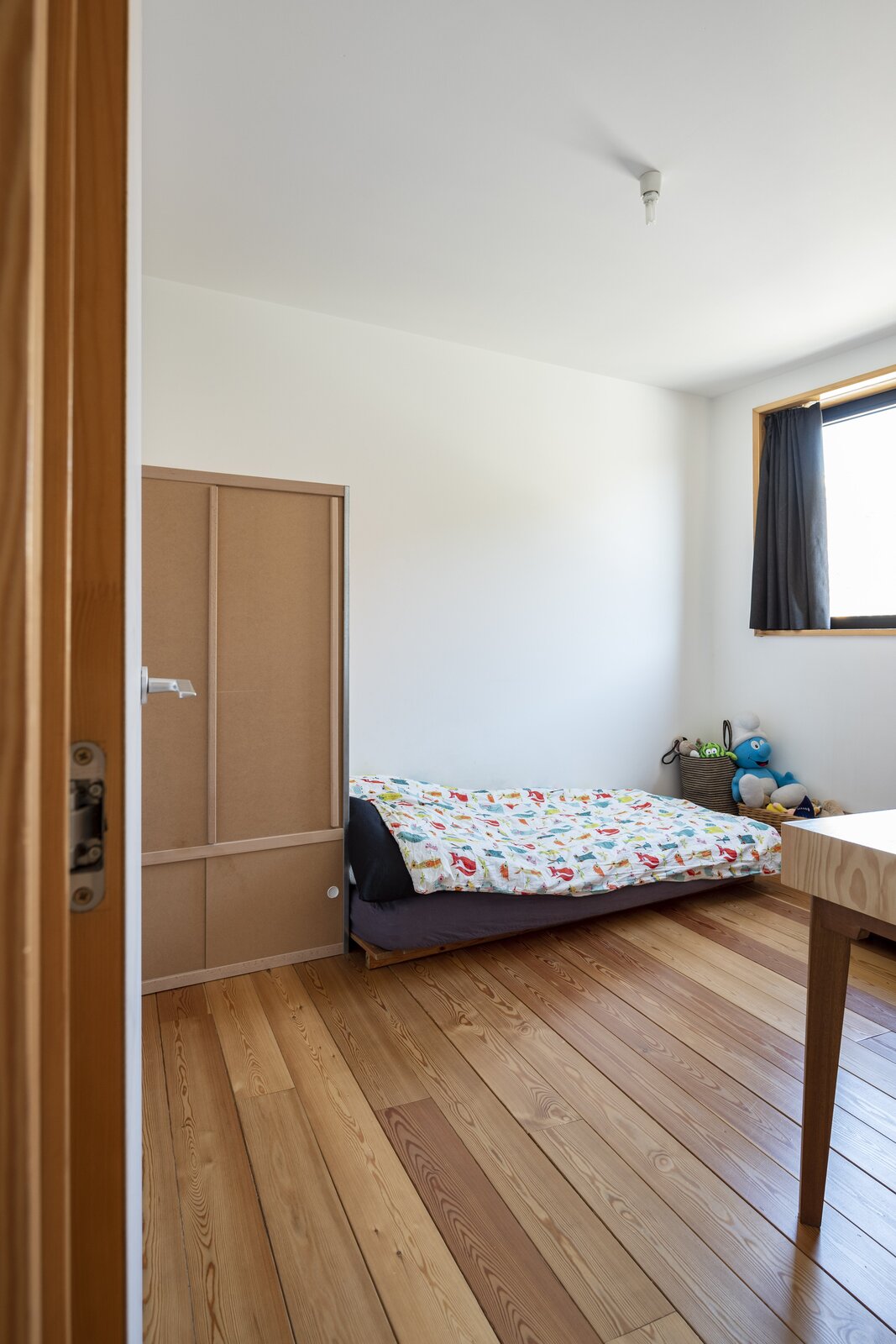 Photo 6 of 36 in Revisiting the Bel-etage: new build terraced house in ...