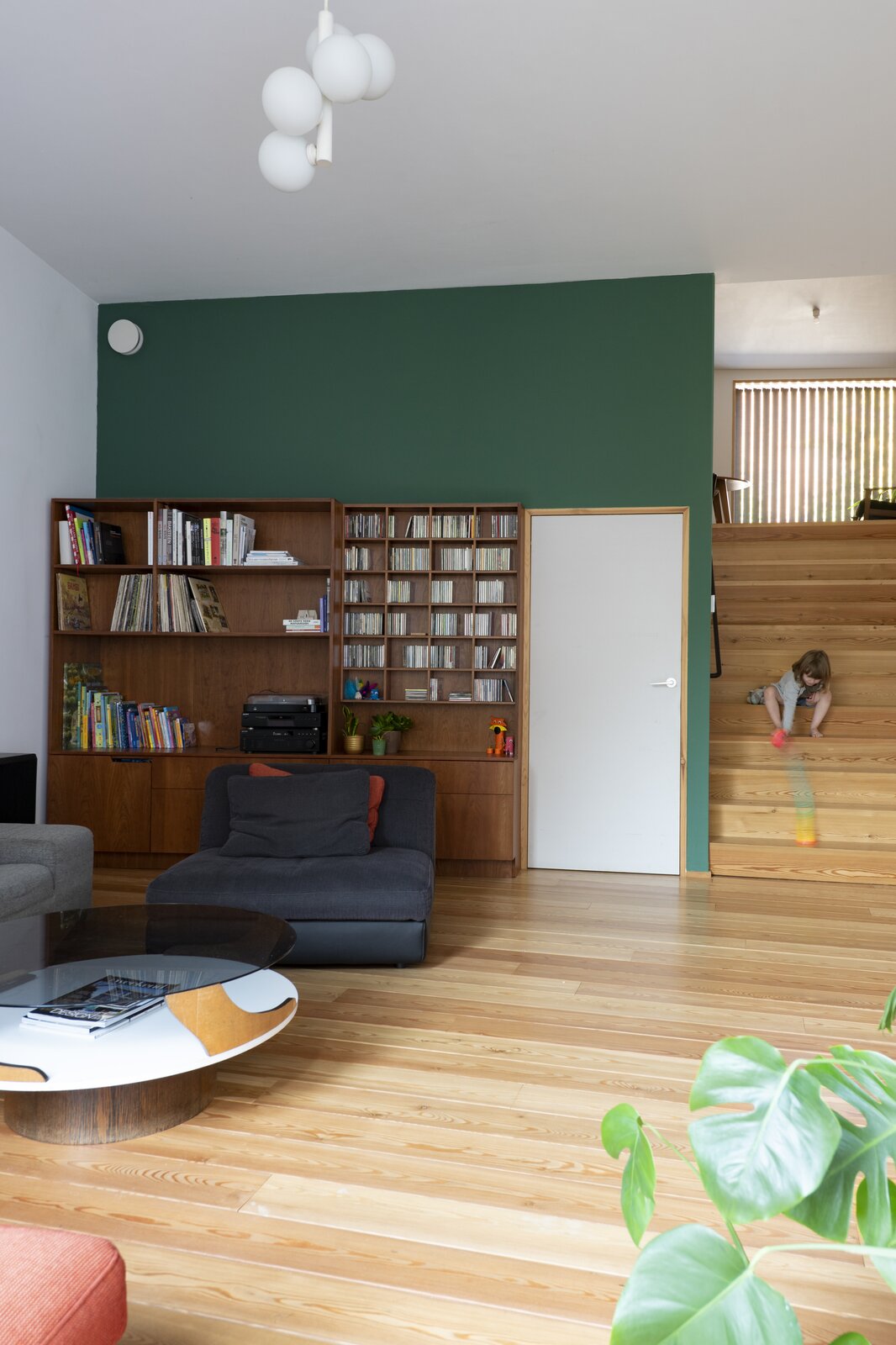 Photo 16 of 36 in Revisiting the Bel-etage: new build terraced house in ...
