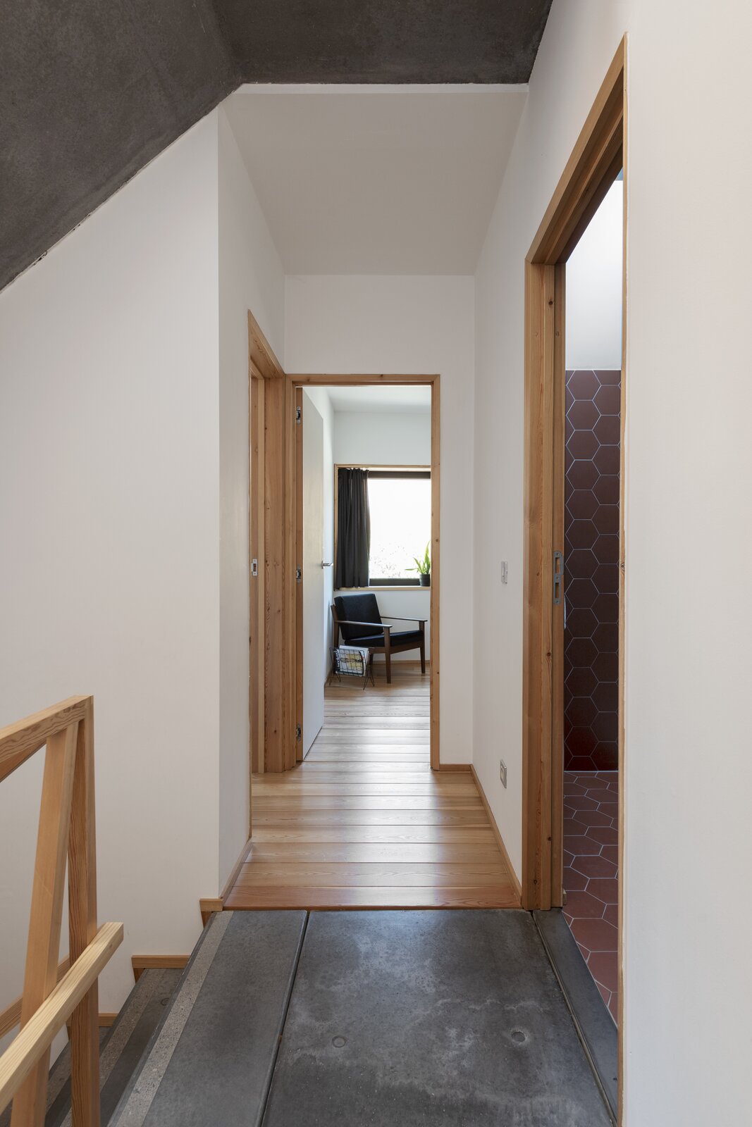 Photo 3 of 36 in Revisiting the Bel-etage: new build terraced house in ...