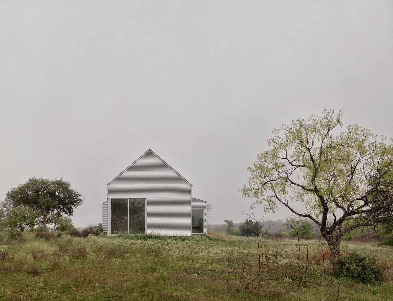 Photo 10 of 21 in SHED/HOUSE by John Redington - Dwell