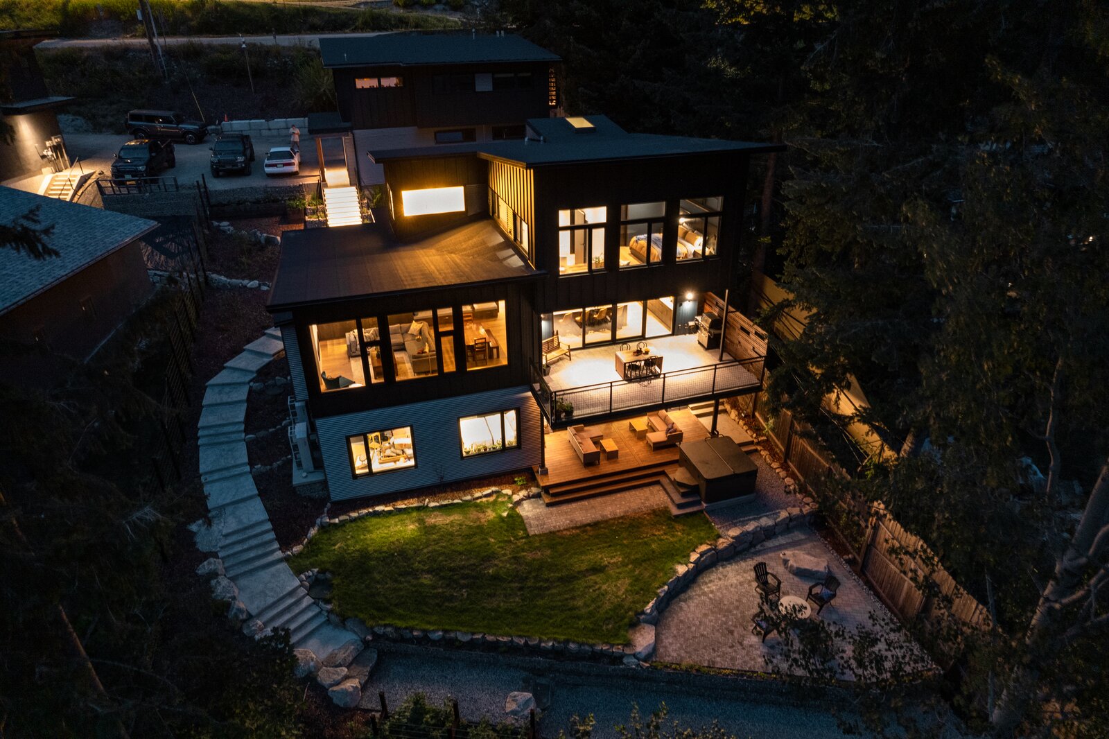 Photo 1 of 30 in Lakeside Residence by Covet Interiors - Dwell