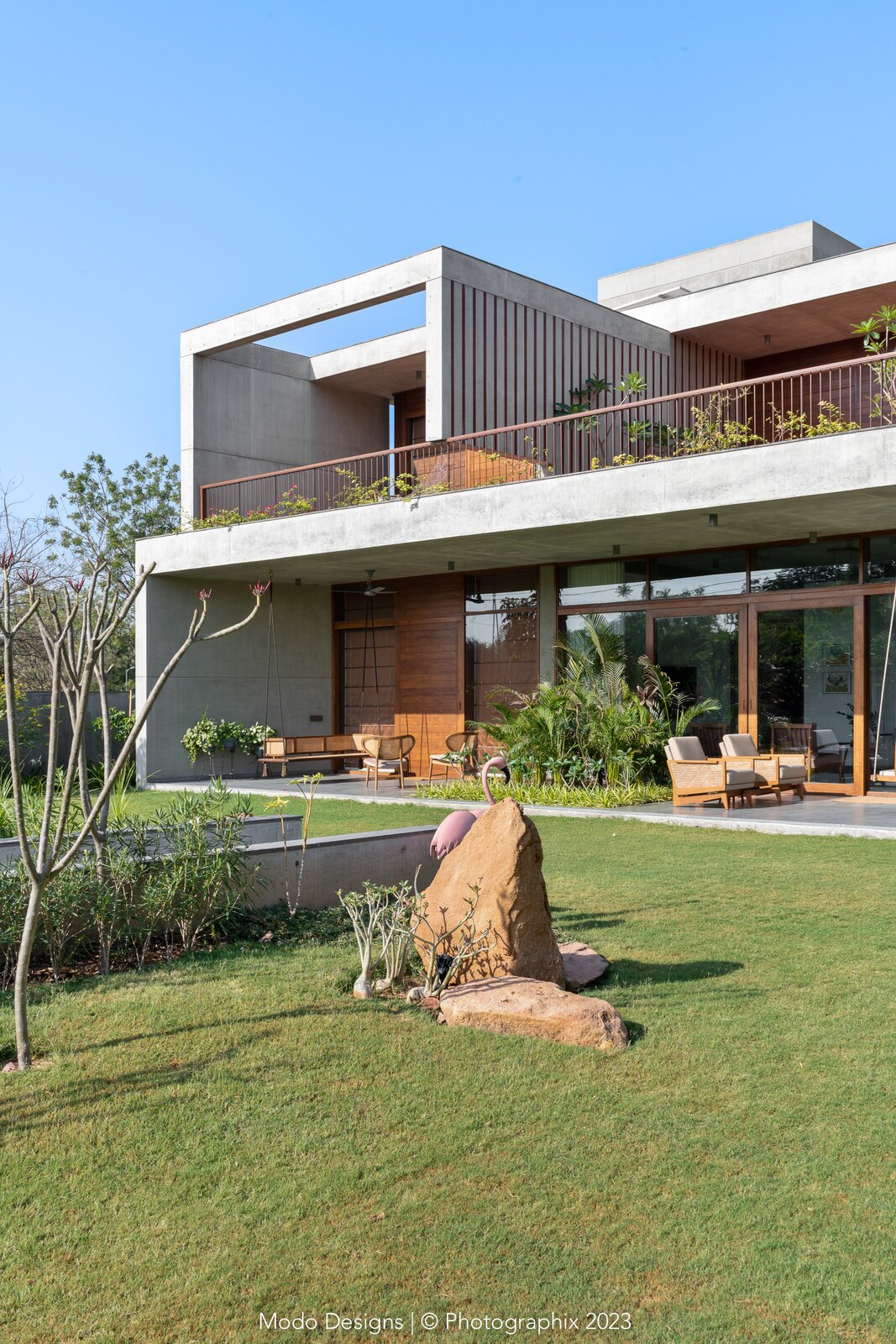 Photo 6 of 31 in Introducing The Monolithic House by Aditi Doshi - Dwell