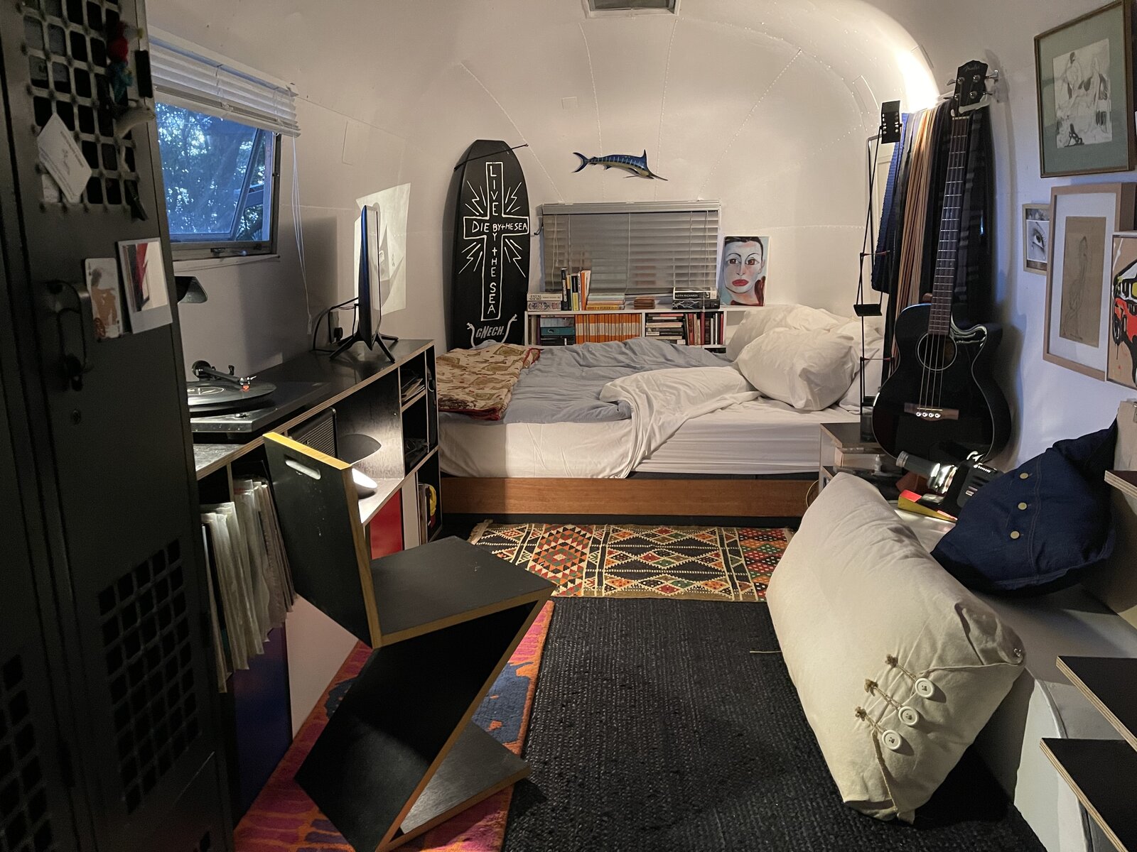 Photo 14 of 17 in ‘ Lola’ ‘ airstream / container eco retreat by Jason ...