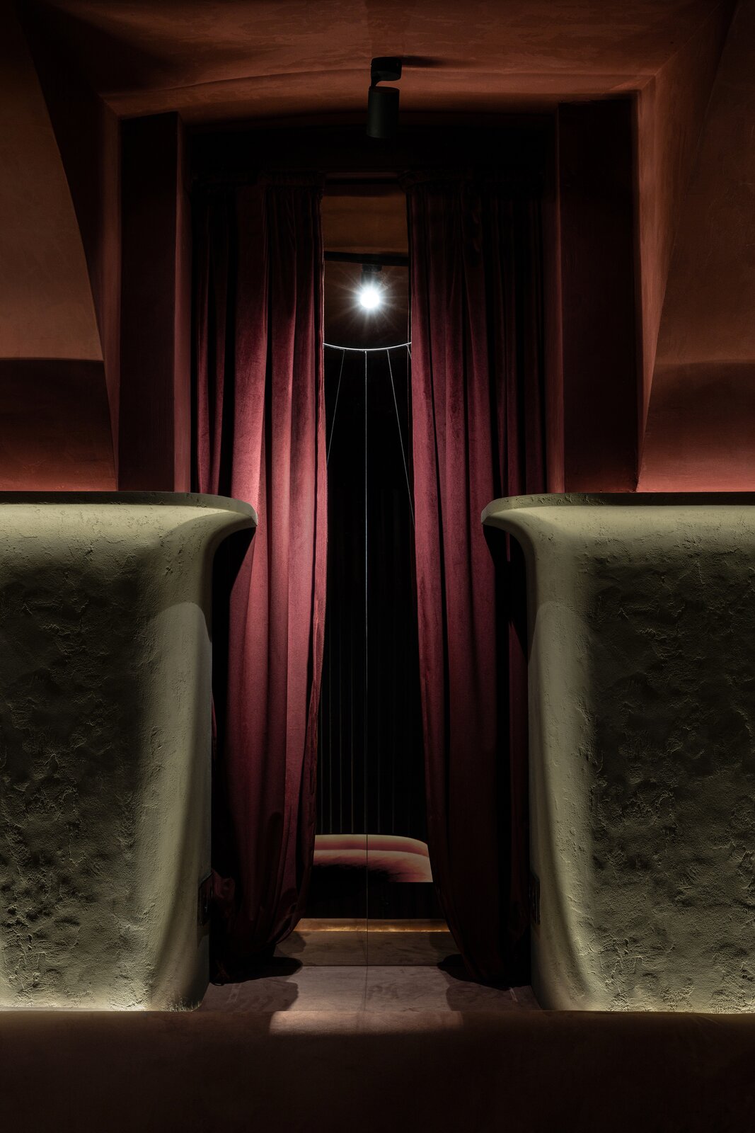 Photo 5 of 14 in Hudson Bar by Noumen Studio - Dwell