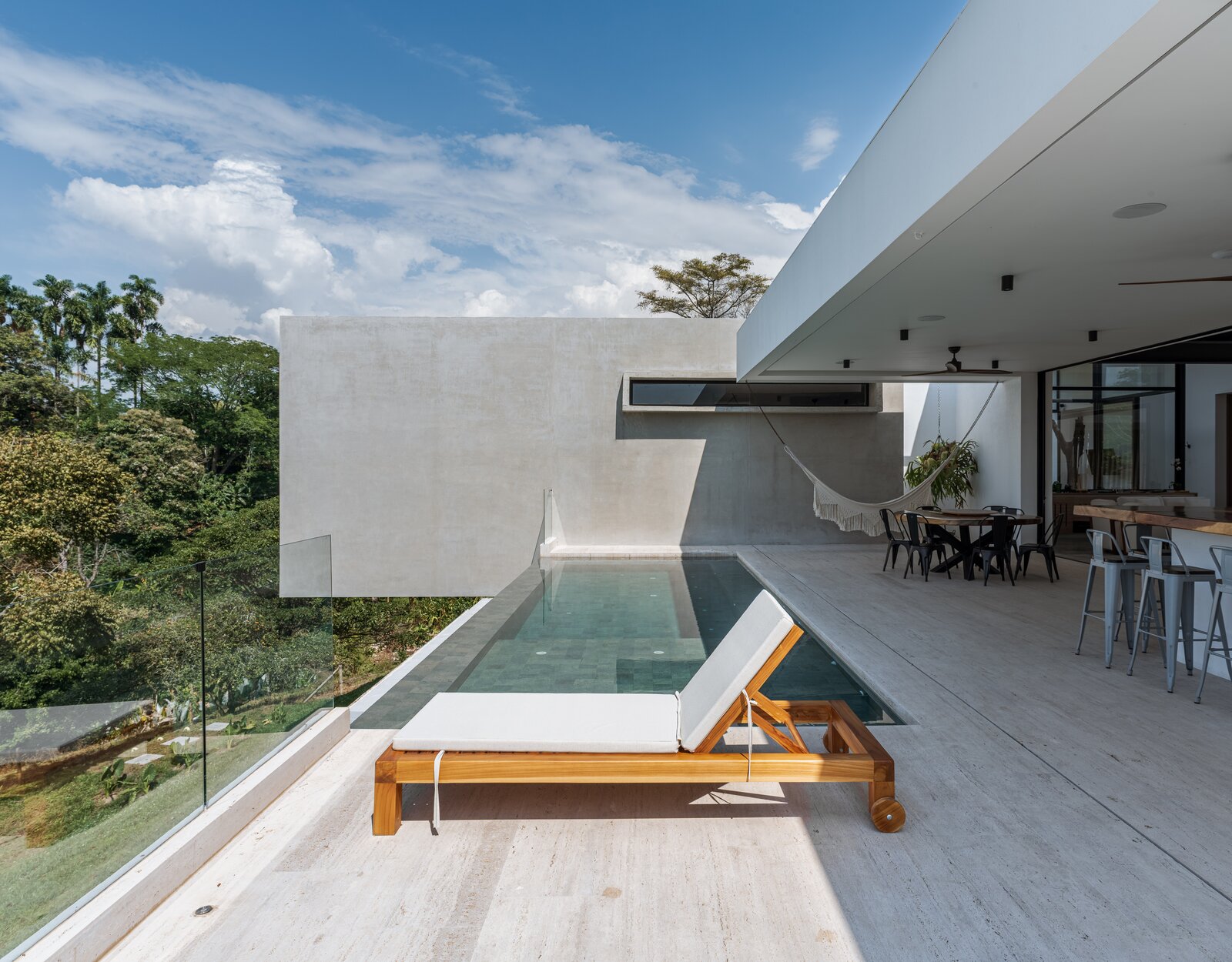 Photo 12 of 42 in The DV house by Velez Valencia Arquitectos - Dwell