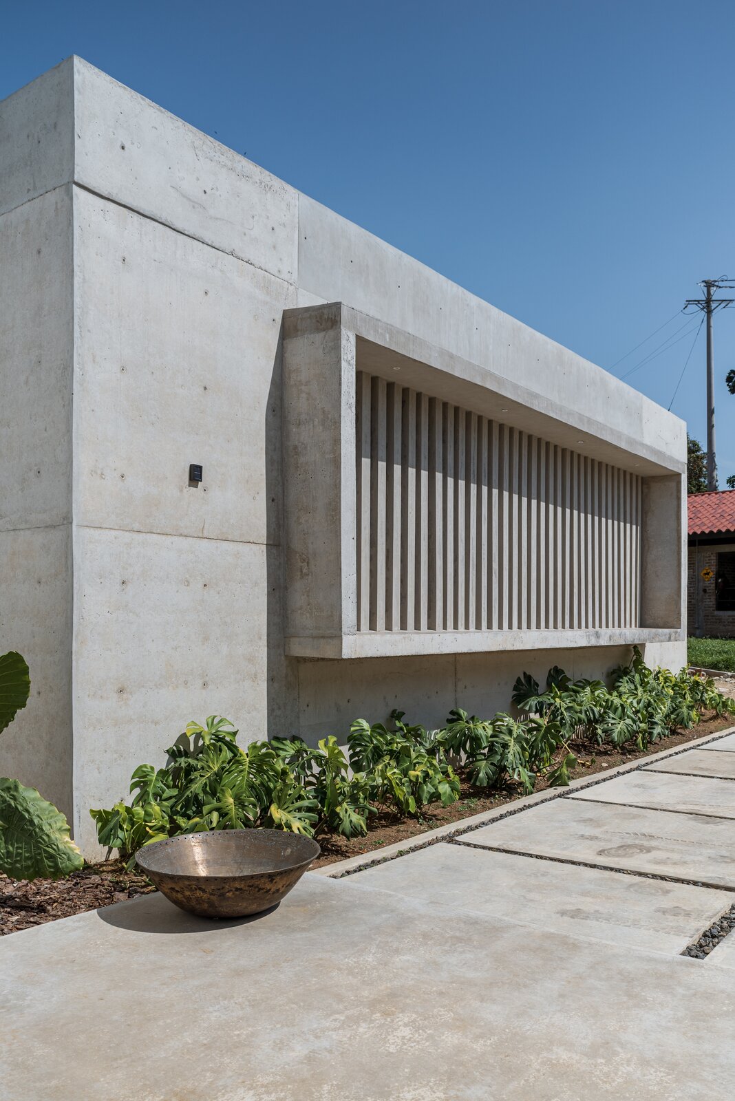 Photo 16 of 42 in The DV house by Velez Valencia Arquitectos - Dwell