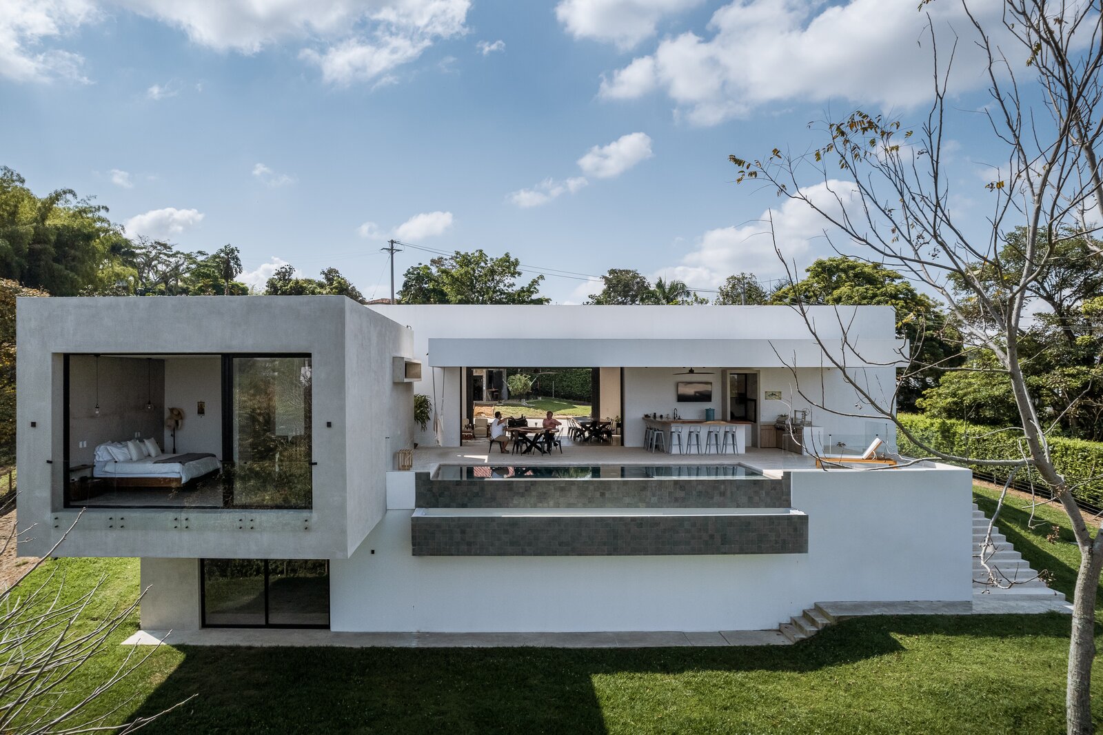 Photo 11 of 42 in The DV house by Velez Valencia Arquitectos - Dwell