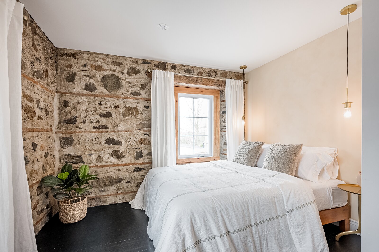 Photo 4 of 12 in La Réserve Dunham by La Réserve Dunham - Dwell