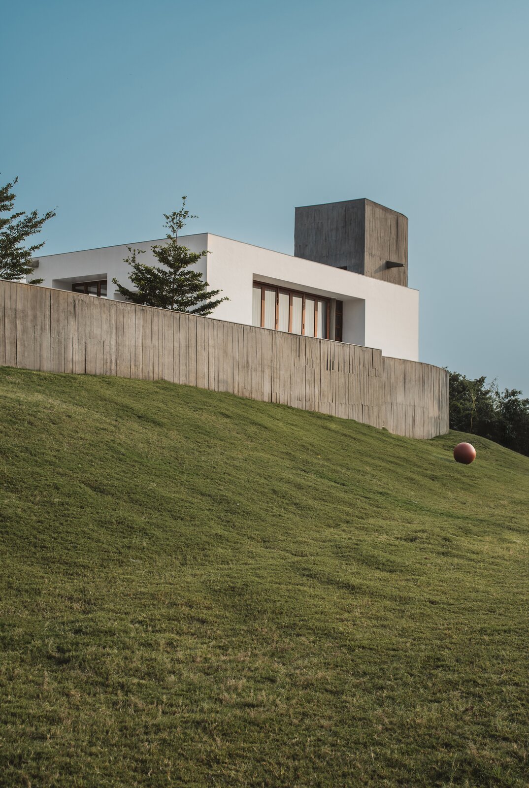 Photo 10 of 91 in The Enclosure by Design Ni Dukaan - Dwell