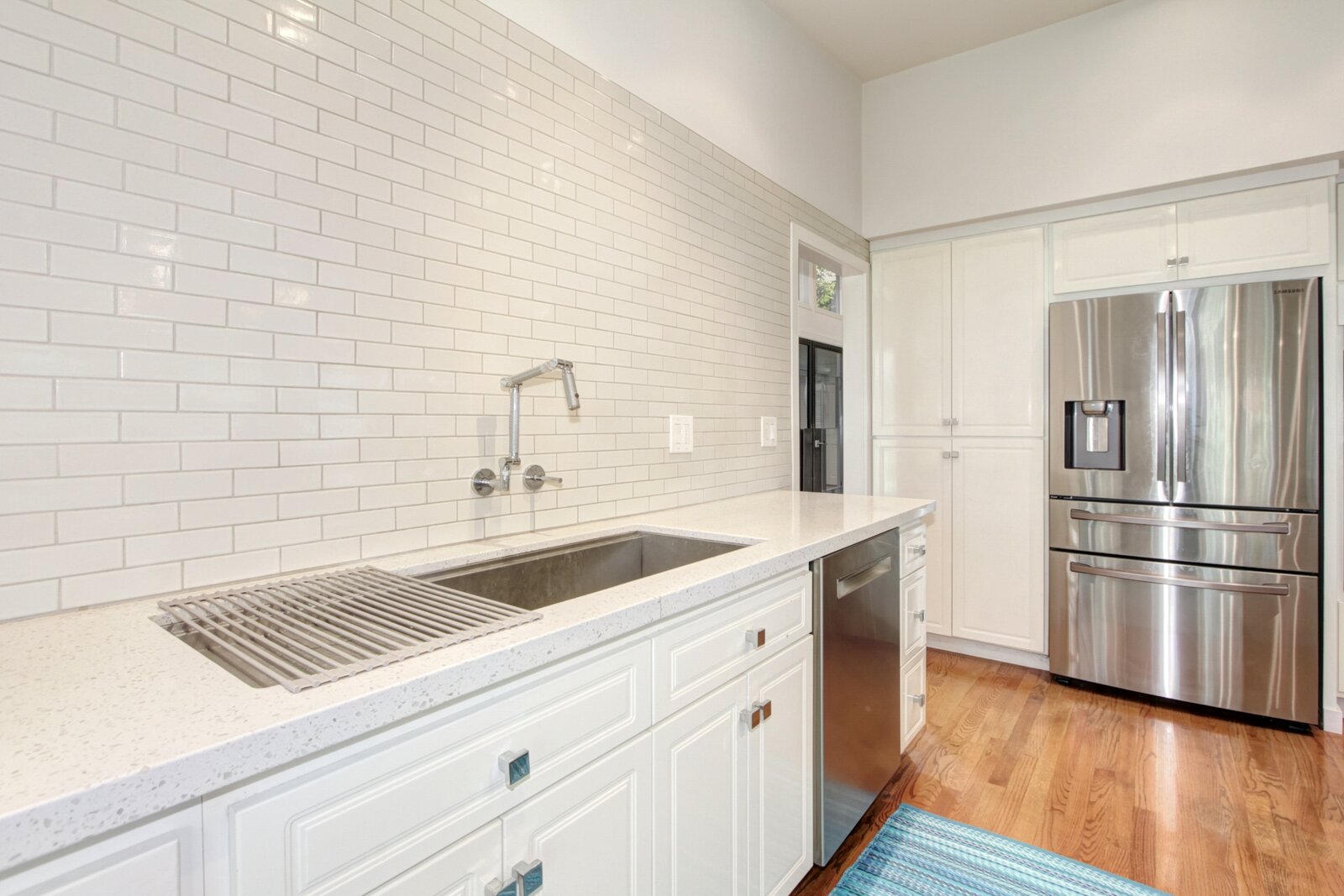 Photo 1 of 76 in Sacramento Mid Century Modern Remodel by Ted DeFazio ...