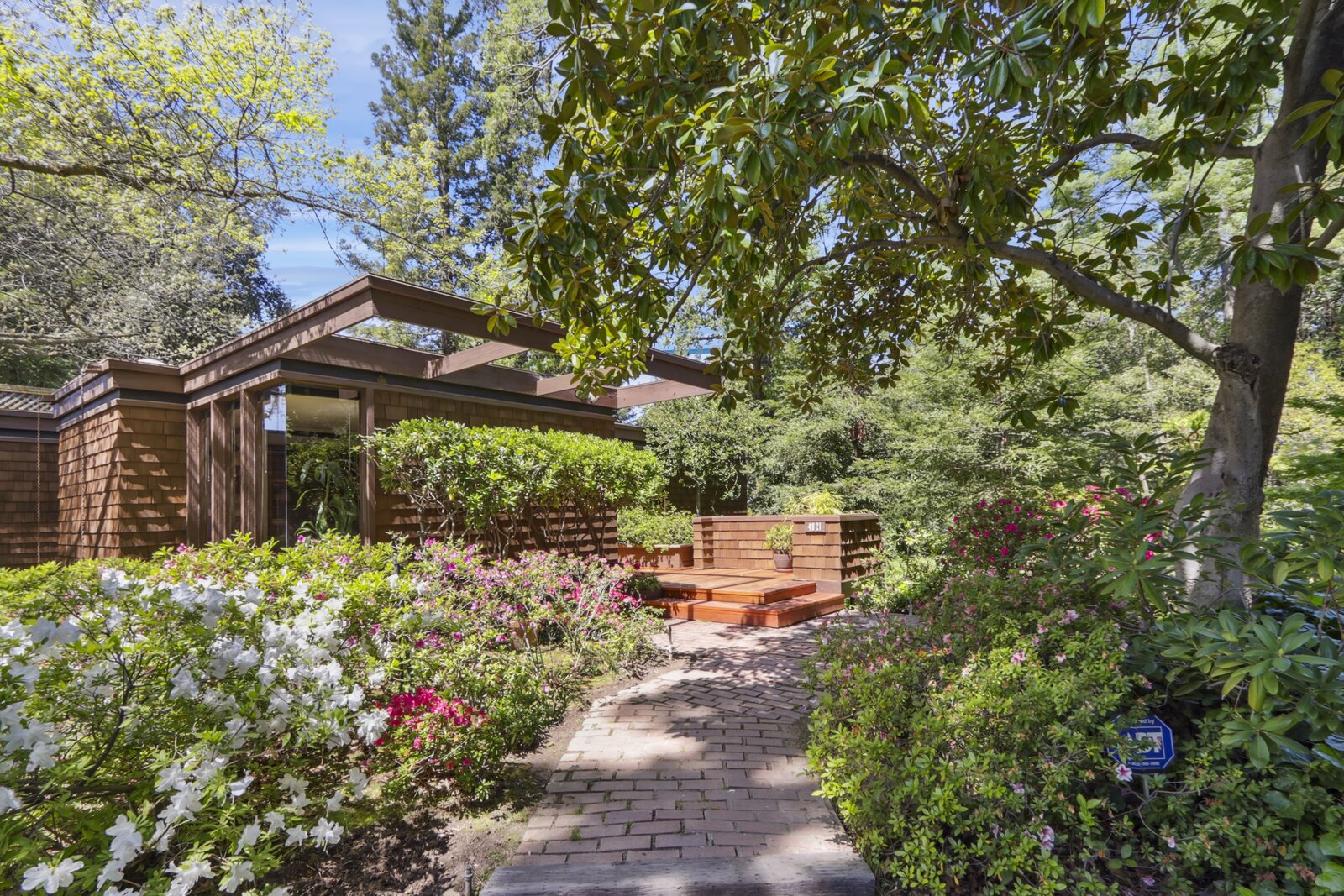 Photo 3 of 15 in Keith House by Ted DeFazio - Dwell