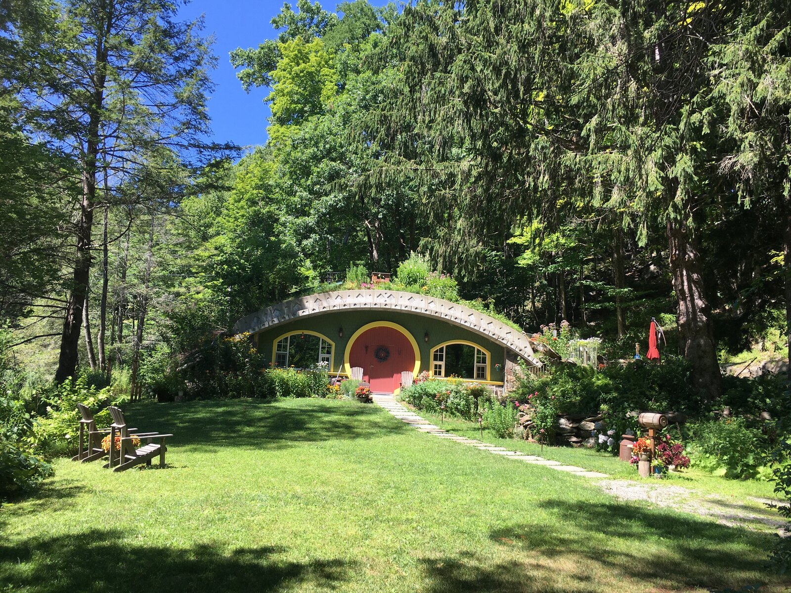 Photo 4 of 4 in The Hobbit House of Pawling by James Costigan - Dwell