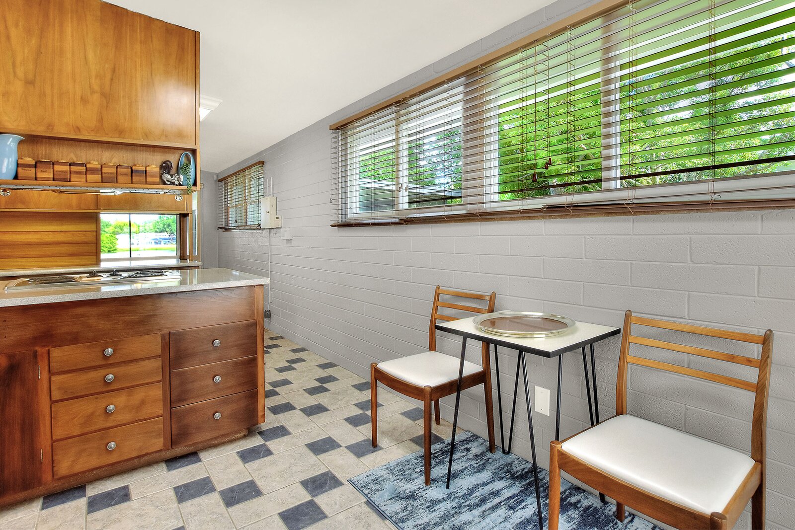 Photo 18 of 65 in Marvelous Mid-Century Modern by Pat Shannon - Dwell