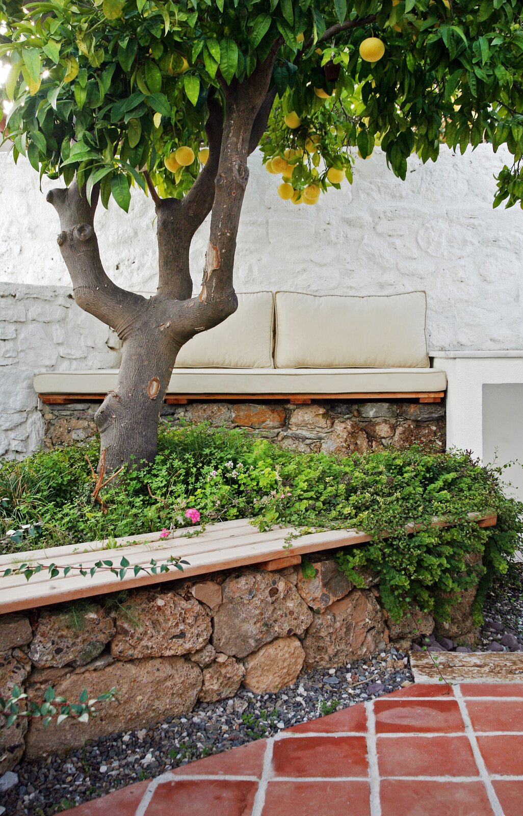 Photo 19 of 56 in R1 House by Zeynep Sankaynagi - Dwell