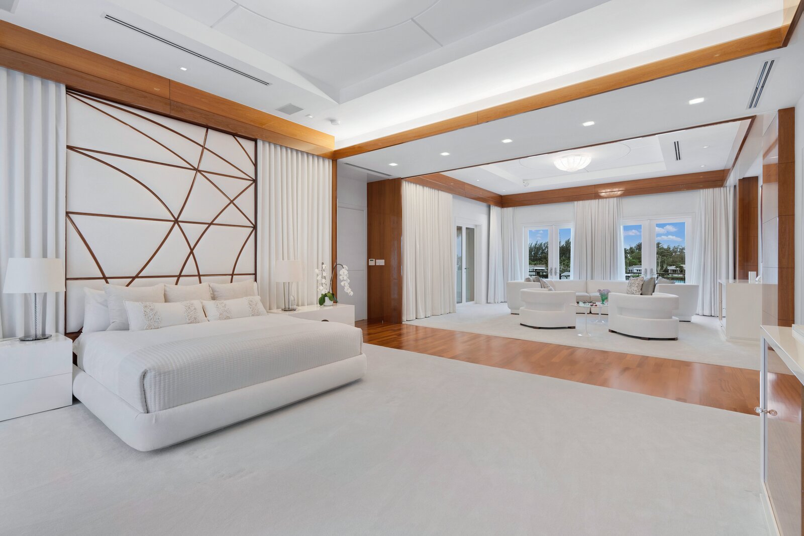 Photo 9 of 11 in $36 Million Miami Beach Compound Offers the Ultimate ...
