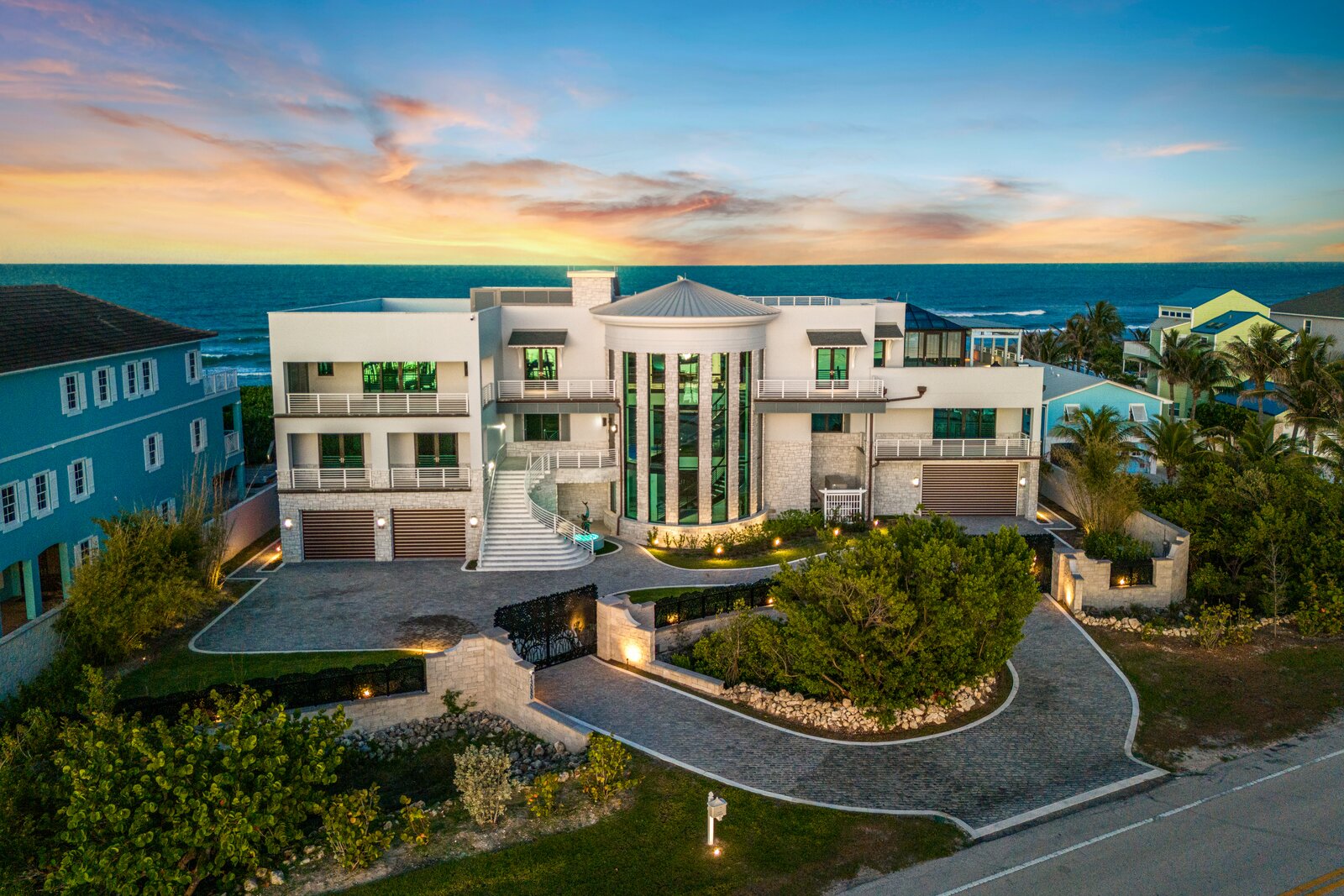 Dual Riverfront & Oceanfront Mansion has Pool with Adjustable Depth ...