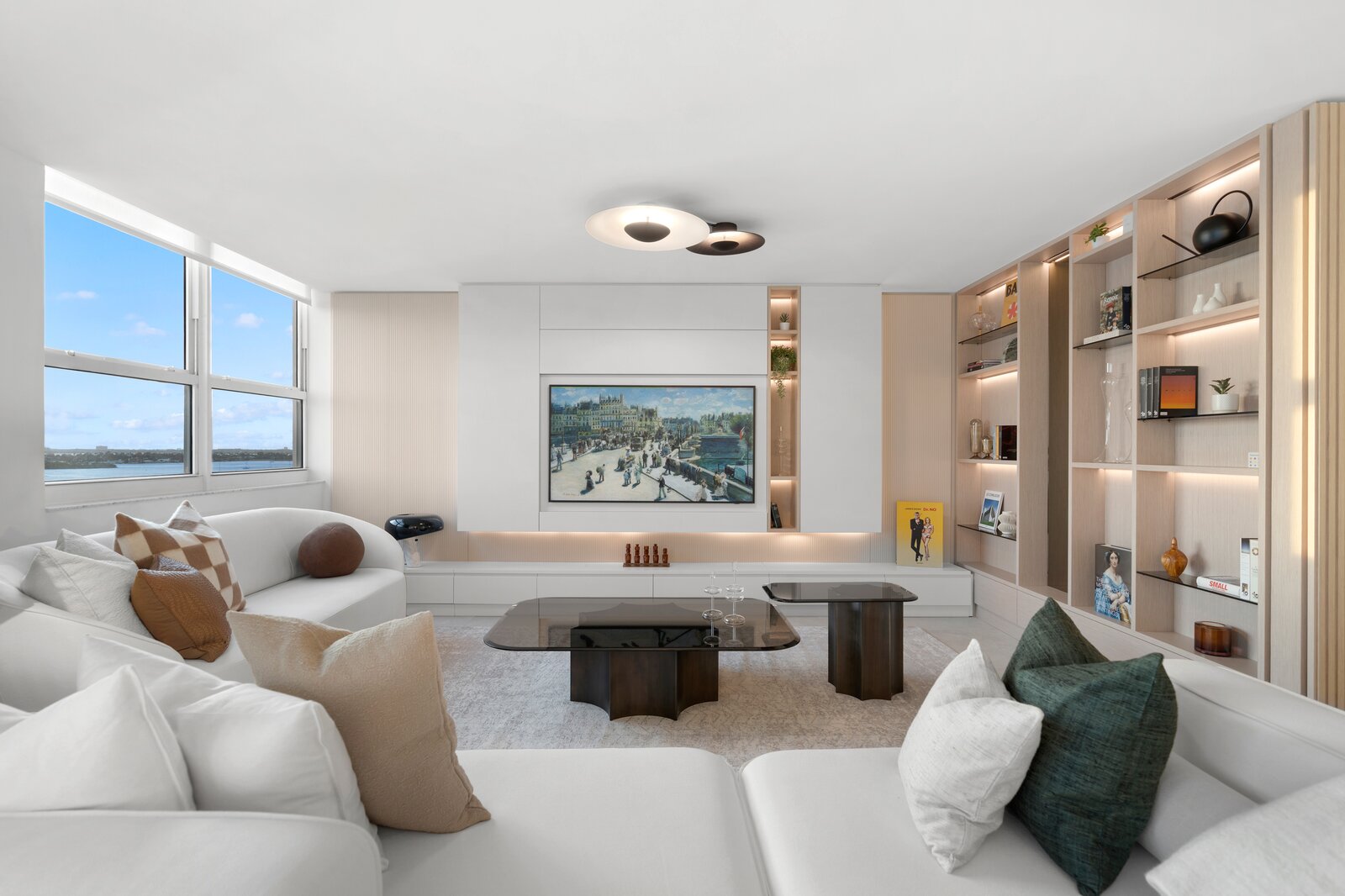 Curated Designer Residence with Light-Filled Spaces and Water Views (6 ...