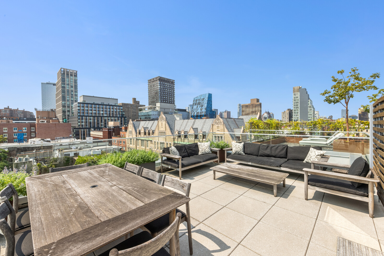 Photo 4 of 6 in Lower East Side Penthouse with Glass Walls, Double ...