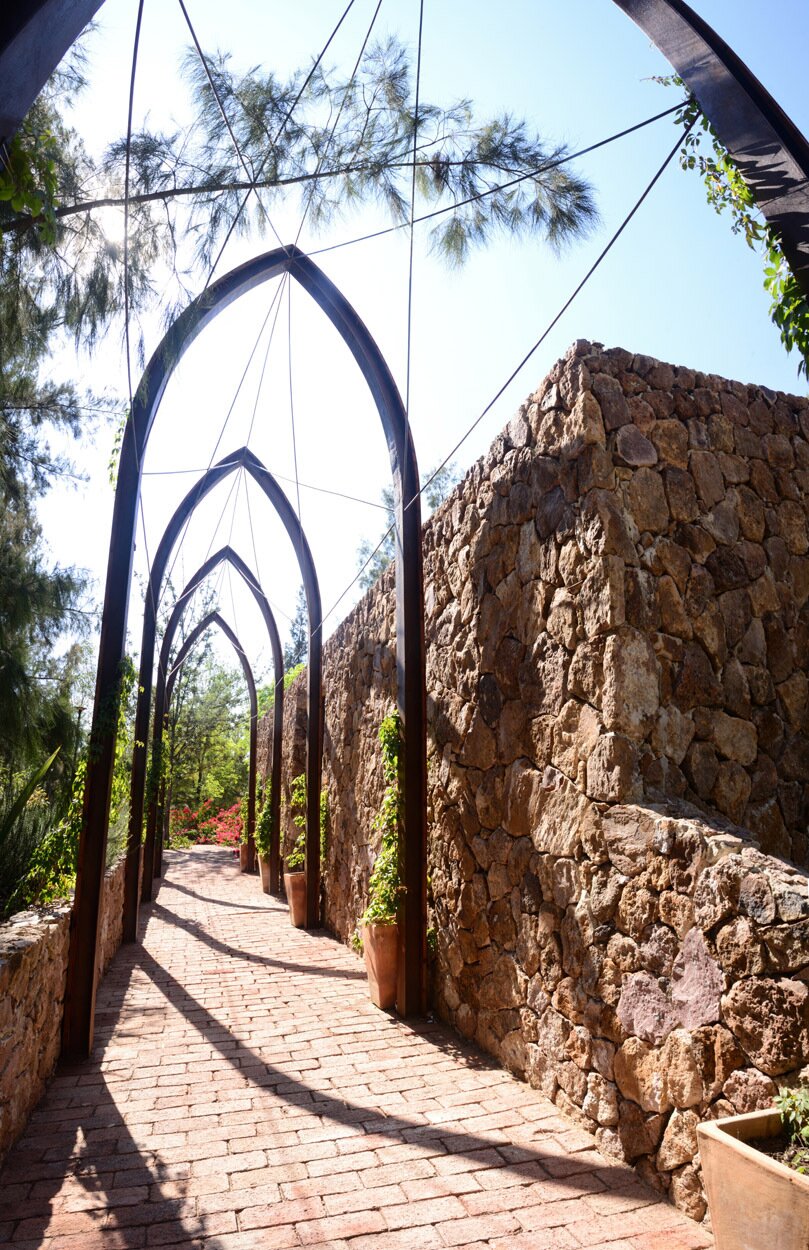 Photo 4 of 10 in Jardines del Claustro Santa Fe by 501 Durán ...