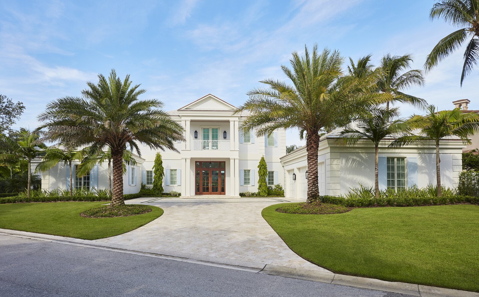 Photo 1 of 12 in Sophisticated Jupiter Estate by Jackie Armour - Dwell