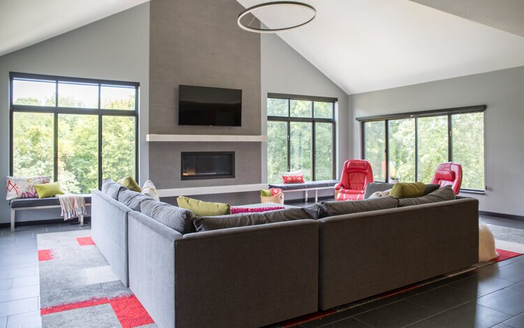 Photo 5 of 10 in DRAMATIC FAMILY HOME by Wiles Design Group - Dwell