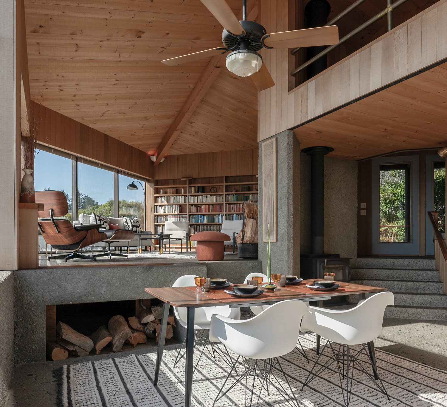 Photo 7 of 11 in THE HALLEY HOUSE by Bill Oxford - Dwell